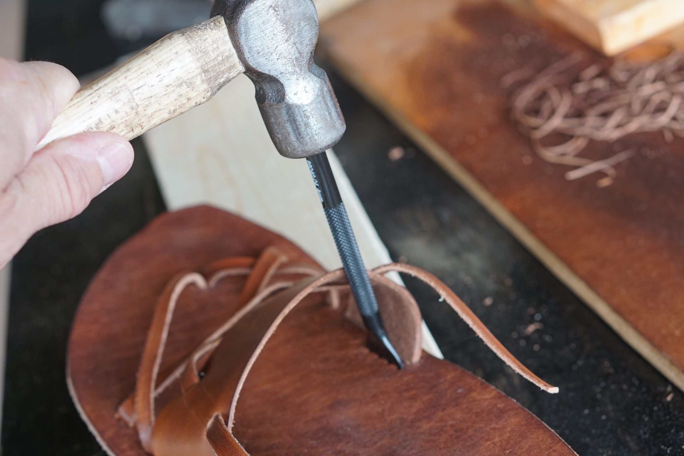 The Ultimate Super Hip Sandals : 16 Steps (with Pictures) - Instructables