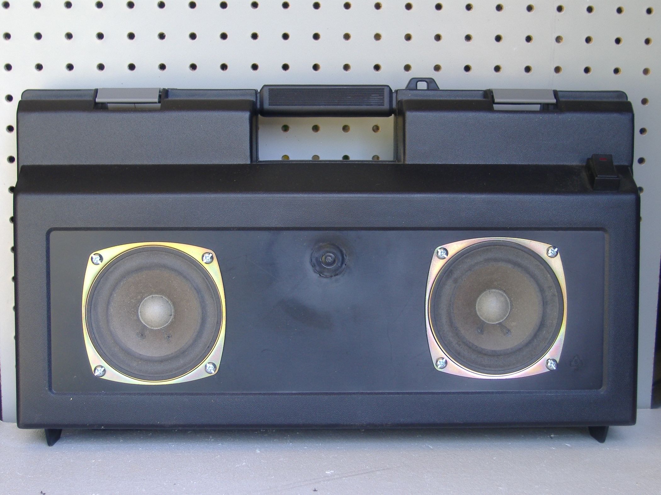 Solar Stereo : 11 Steps (with Pictures) - Instructables