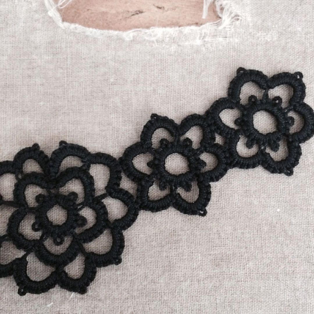 Grand Daisy Tatted Lace Choker : 7 Steps (with Pictures) - Instructables