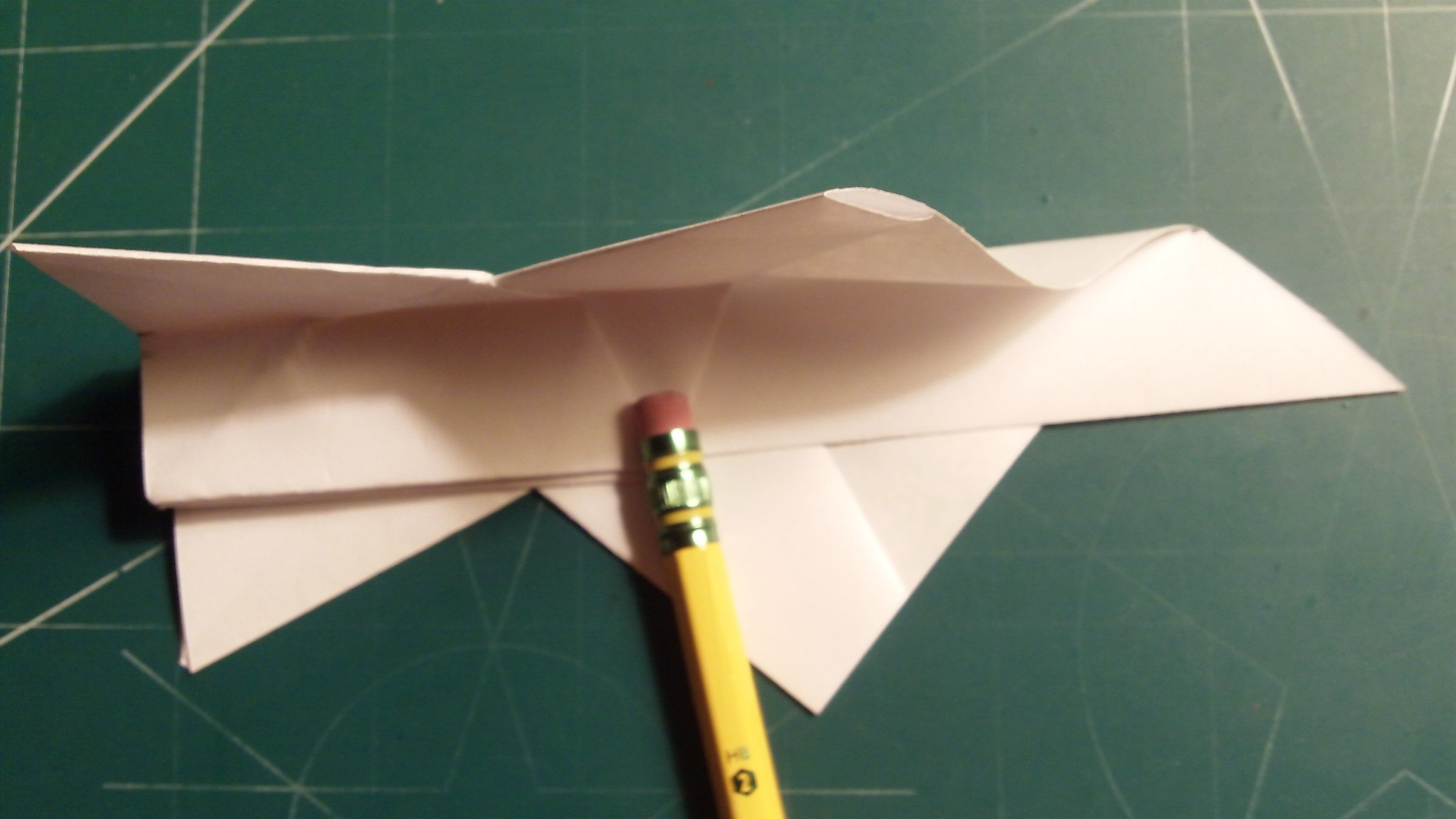 How to Make the Starfire Paper Airplane : 9 Steps - Instructables