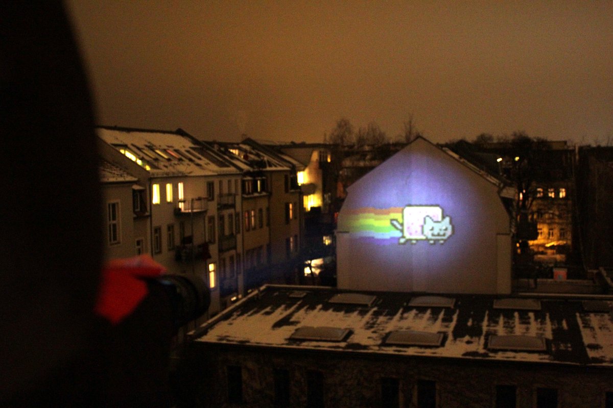 High Power LED Slide Projector : 5 Steps (with Pictures) - Instructables