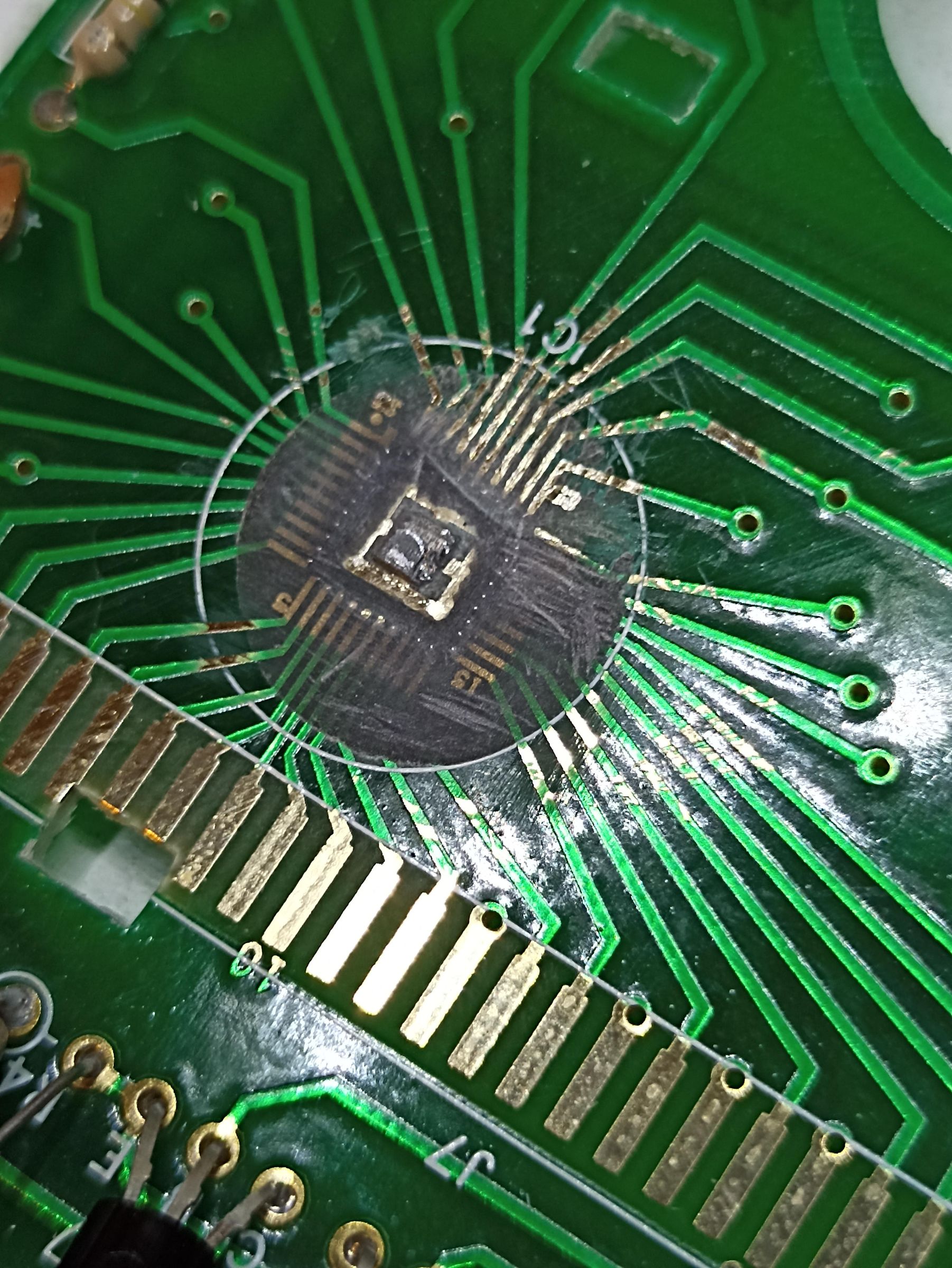 Replacing a 40 Pin COB With a 44 Pin QFP : 3 Steps (with Pictures ...