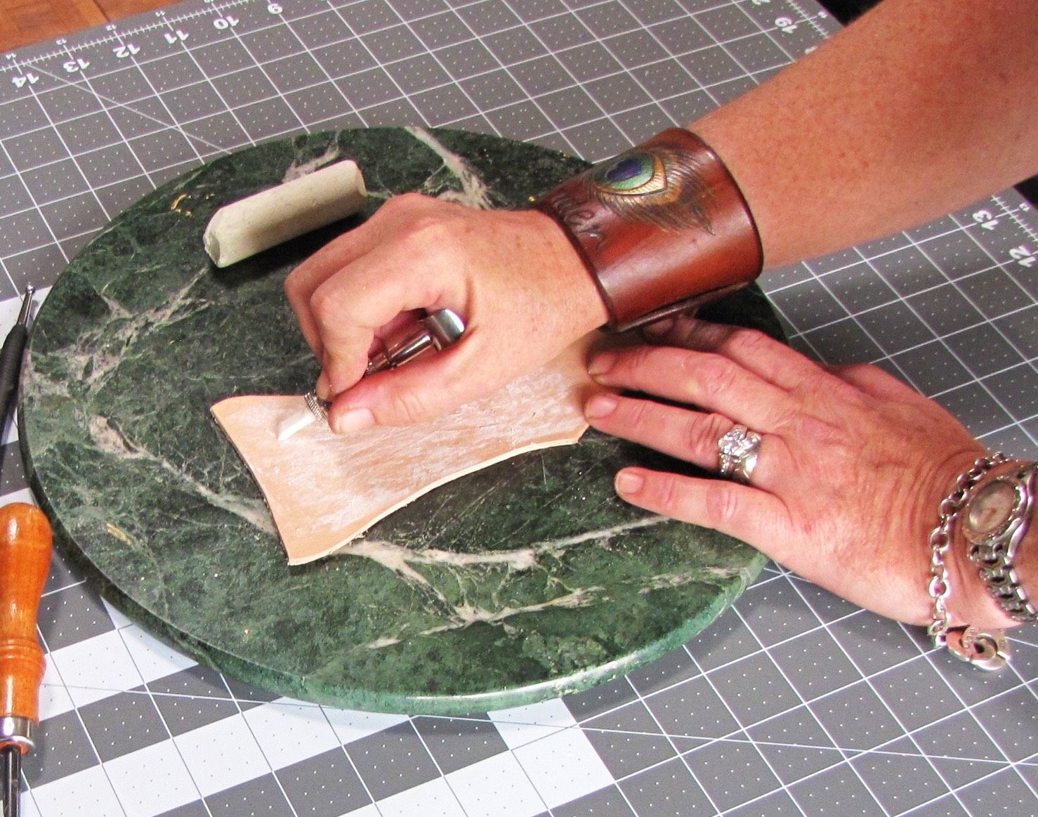 Sculpted Leather Mask Tutorial : 9 Steps (with Pictures) - Instructables