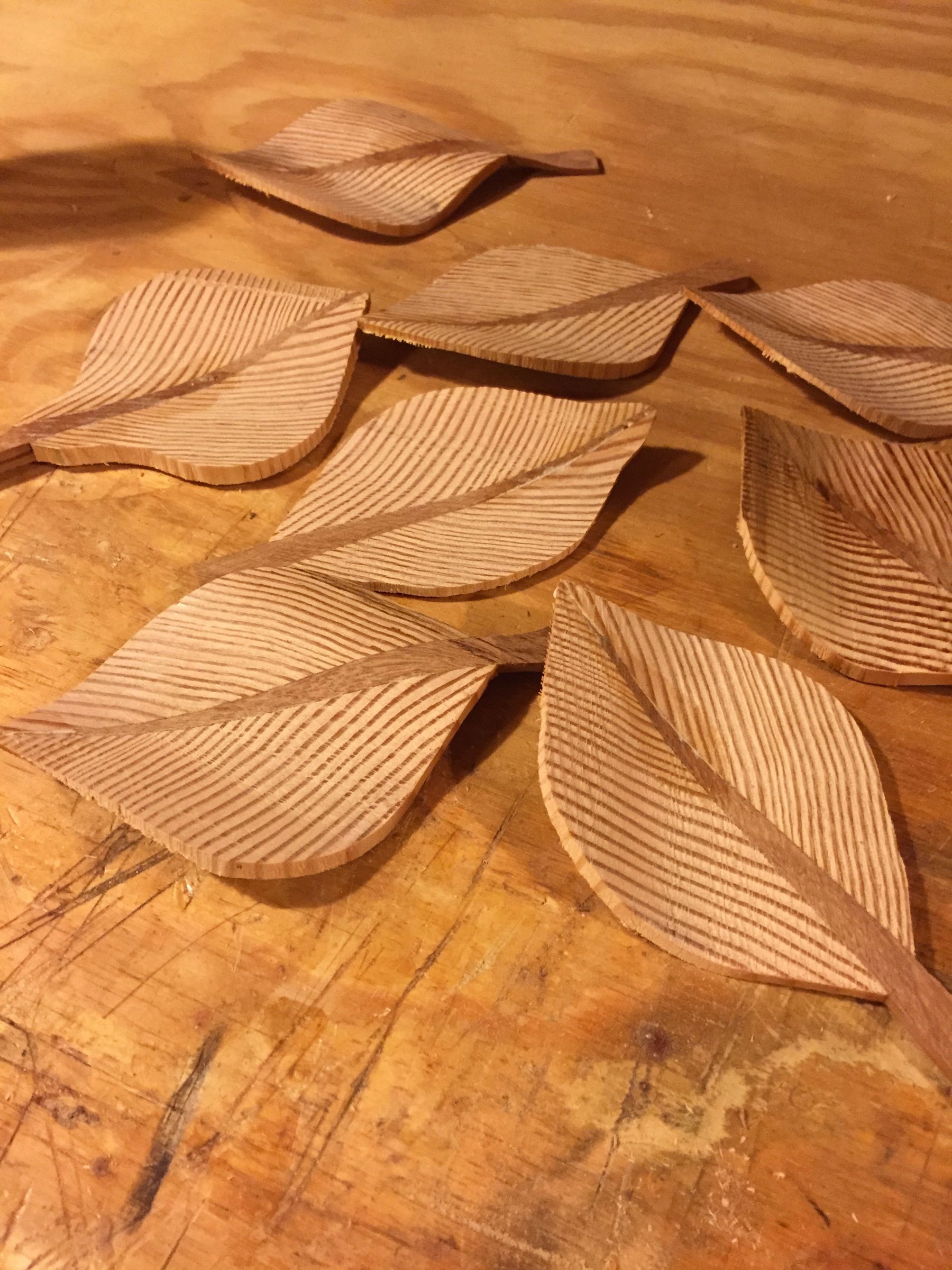 Decorative Leaves From Wood : 4 Steps (with Pictures) - Instructables