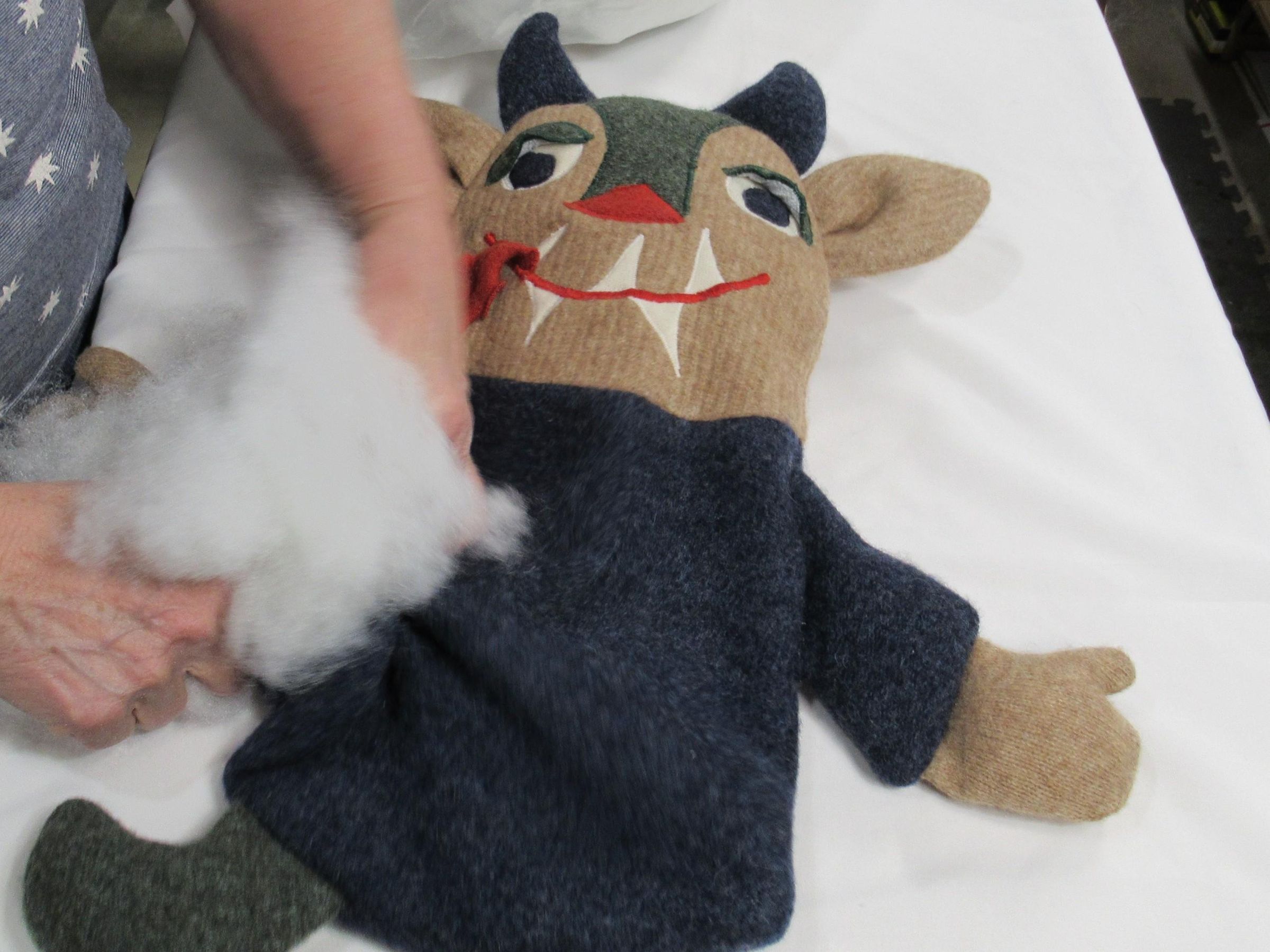 Monster Stuffed Toy : 23 Steps (with Pictures) - Instructables