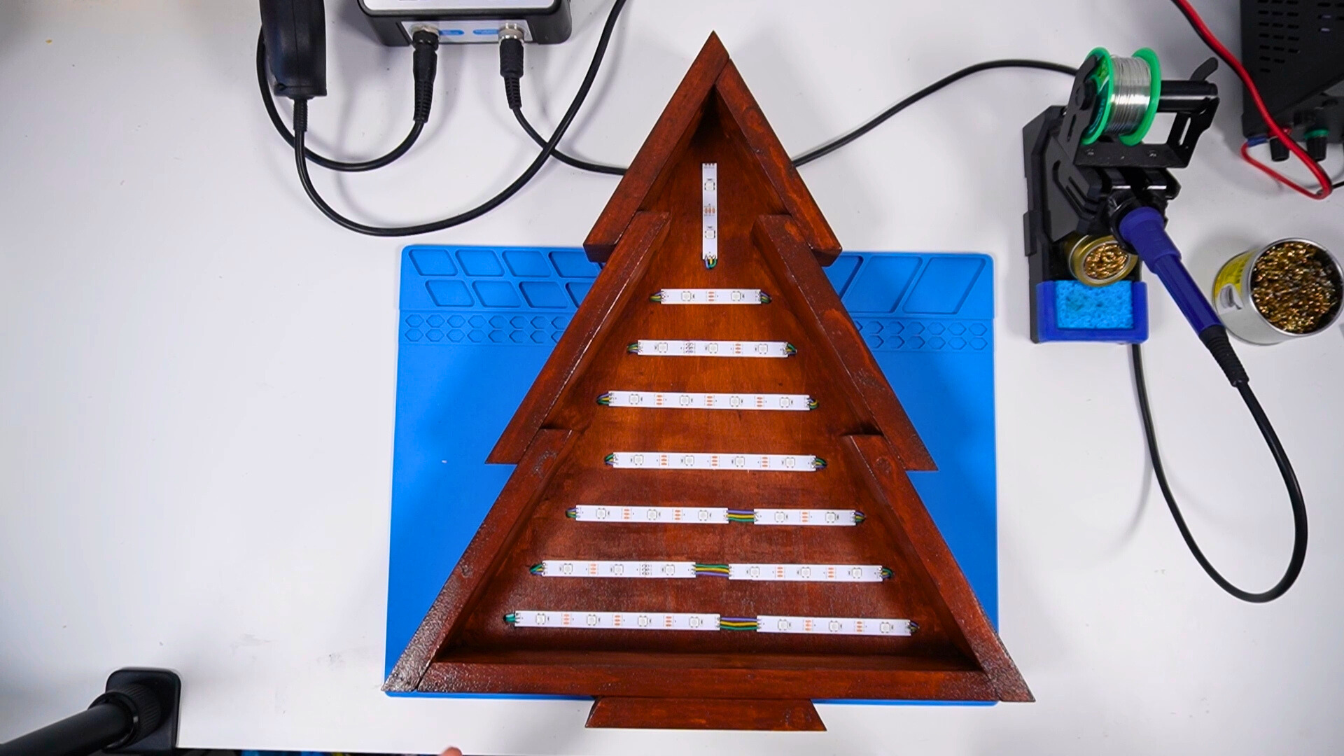 Music-Reactive Christmas Tree With WLED and ESP32 : 10 Steps (with ...