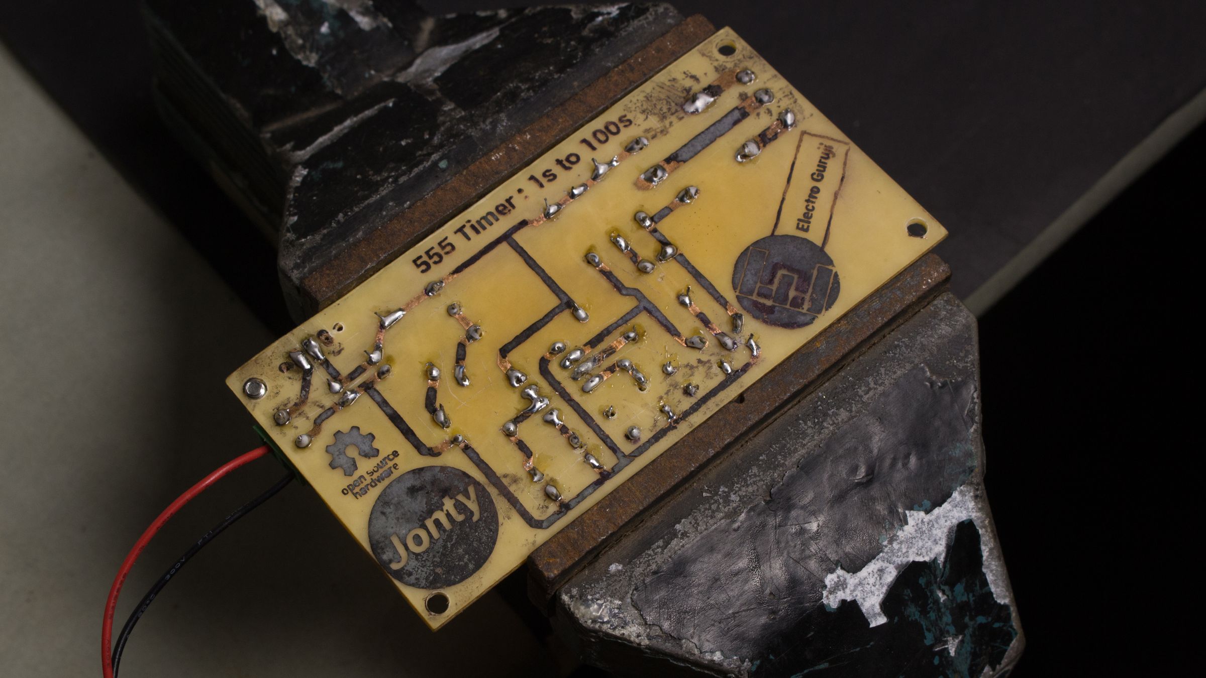 Adjustable 555 Timer Relay Switch | Monostable Multivibrator Circuit ...