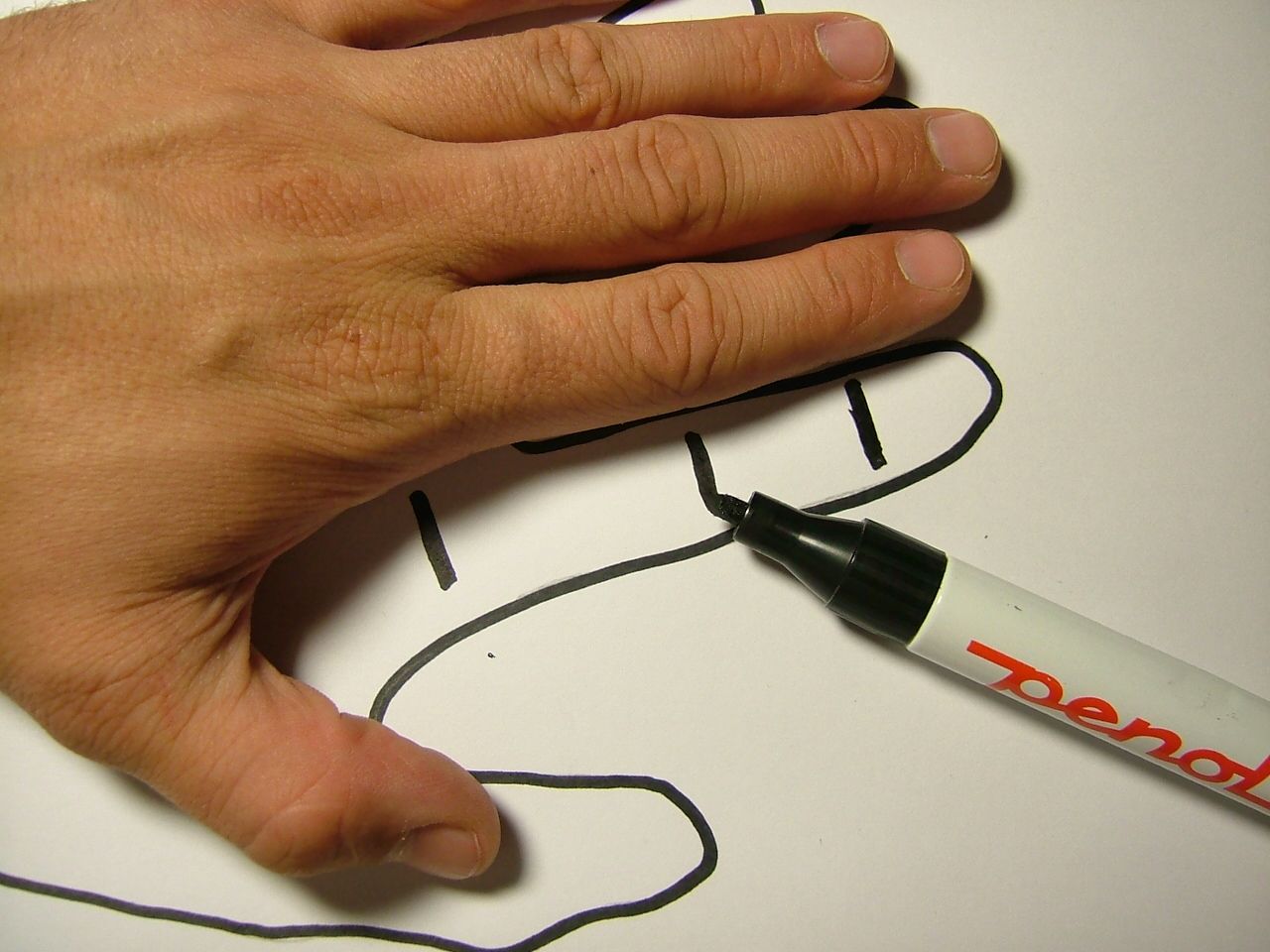 Simple Animatronics (robotic Hand) : 9 Steps (with Pictures ...