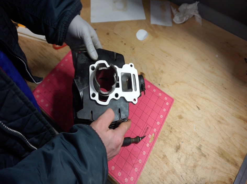 Making Gaskets With Paper and One Dirty Trick : 4 Steps (with Pictures ...