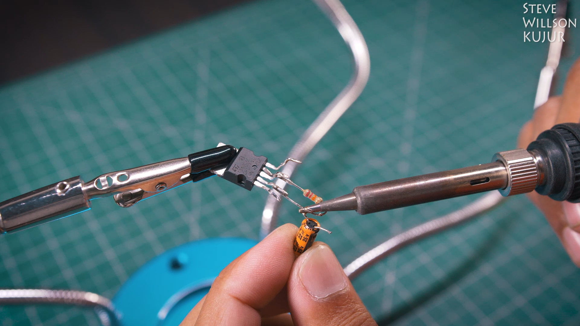 DIY Super Simple Audio Amplifier : 8 Steps - Instructables