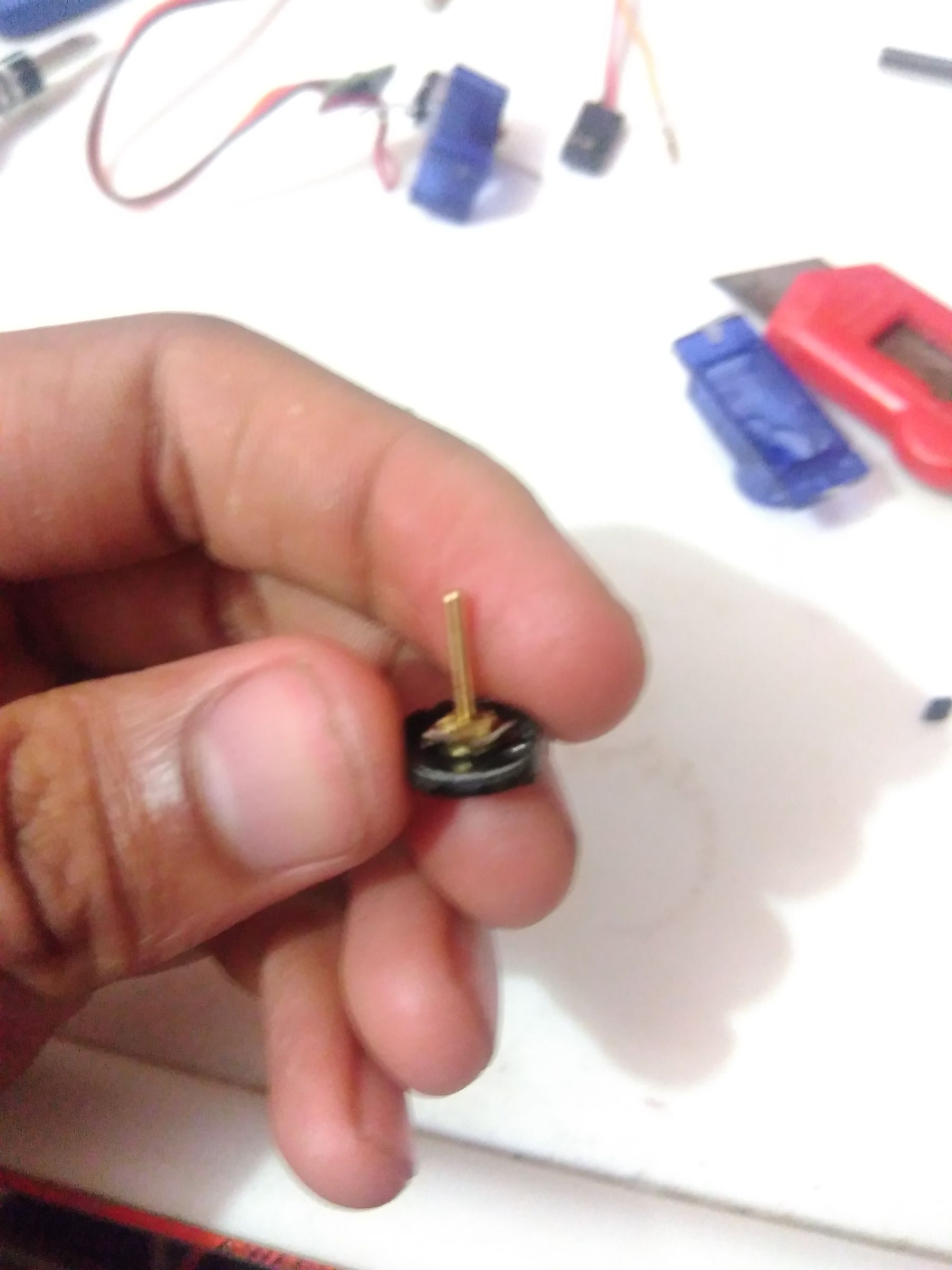 How to Make Your Servo Motor Do Full Rotation : 5 Steps - Instructables