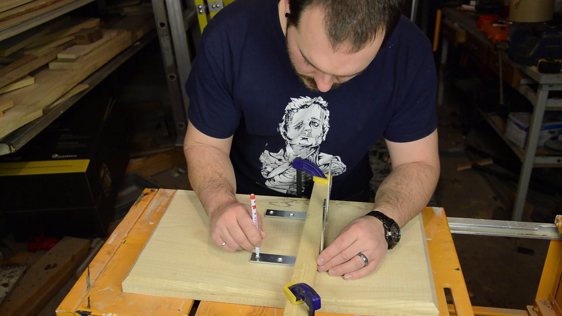 UCS Millennium Falcon Wall Mount : 14 Steps (with Pictures) - Instructables