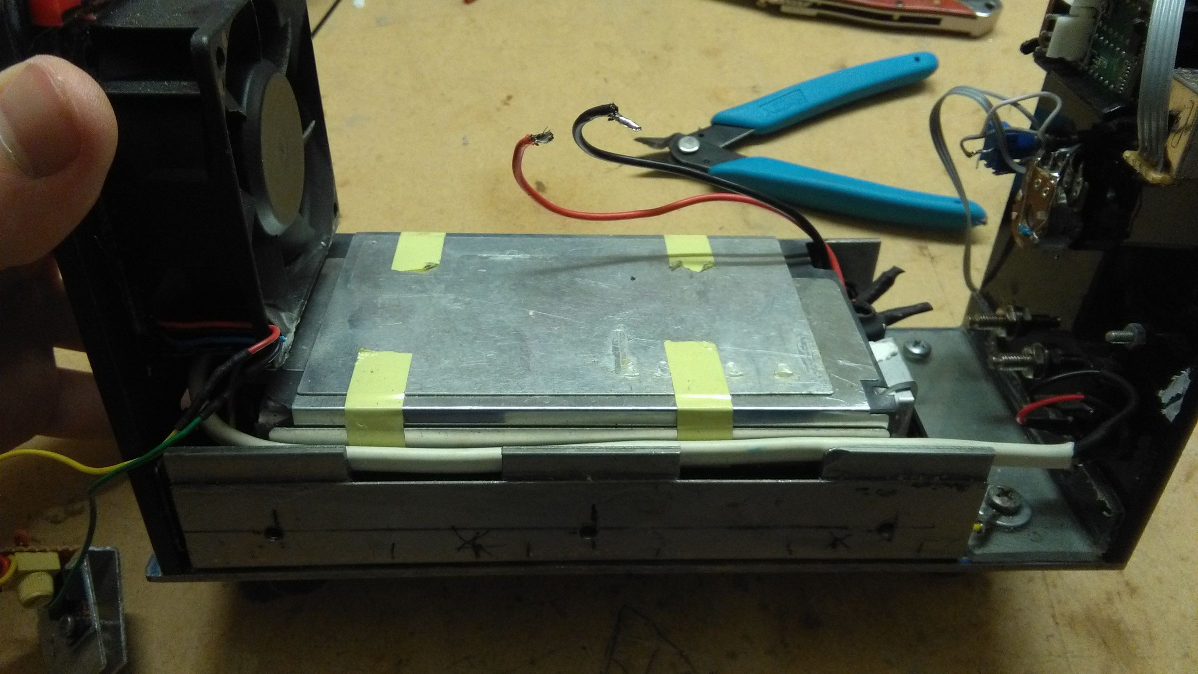 DIY Adjustable Bench Power Supply Build : 4 Steps (with Pictures ...
