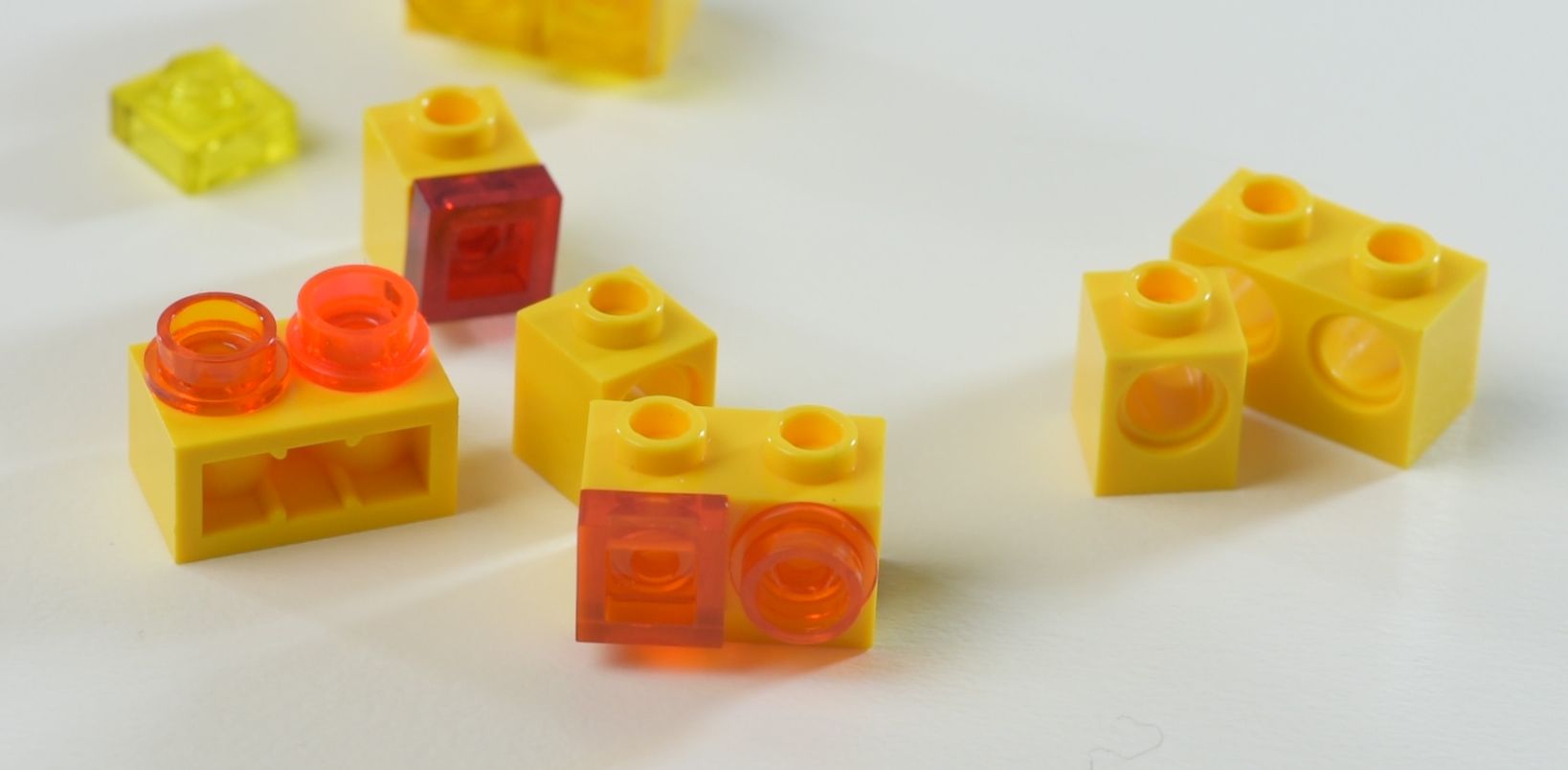 Bedazzled Mosaic LEGO Sprite Lamps : 6 Steps (with Pictures ...