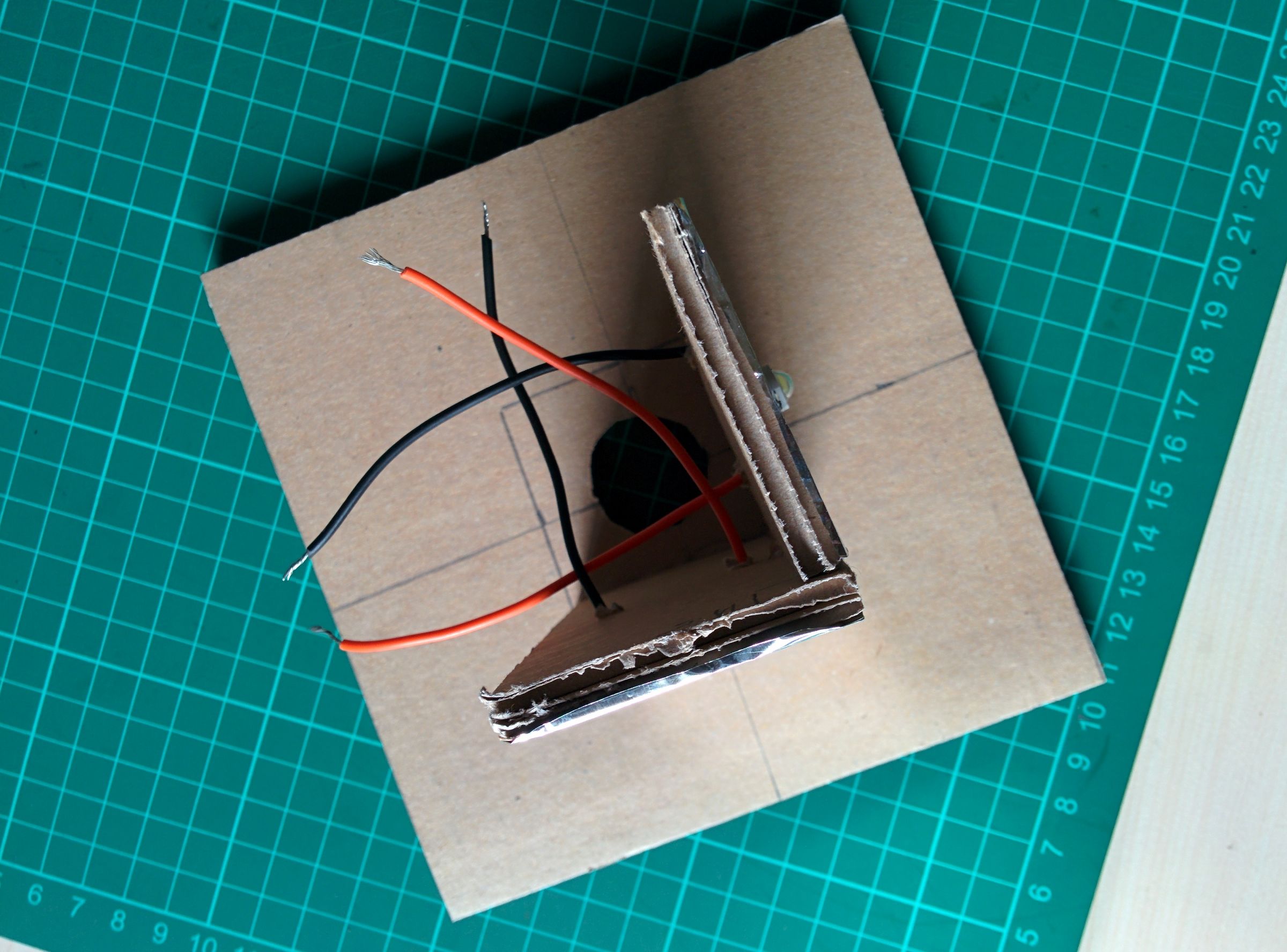 CARDBOARD SOLAR LAMP : 8 Steps (with Pictures) - Instructables