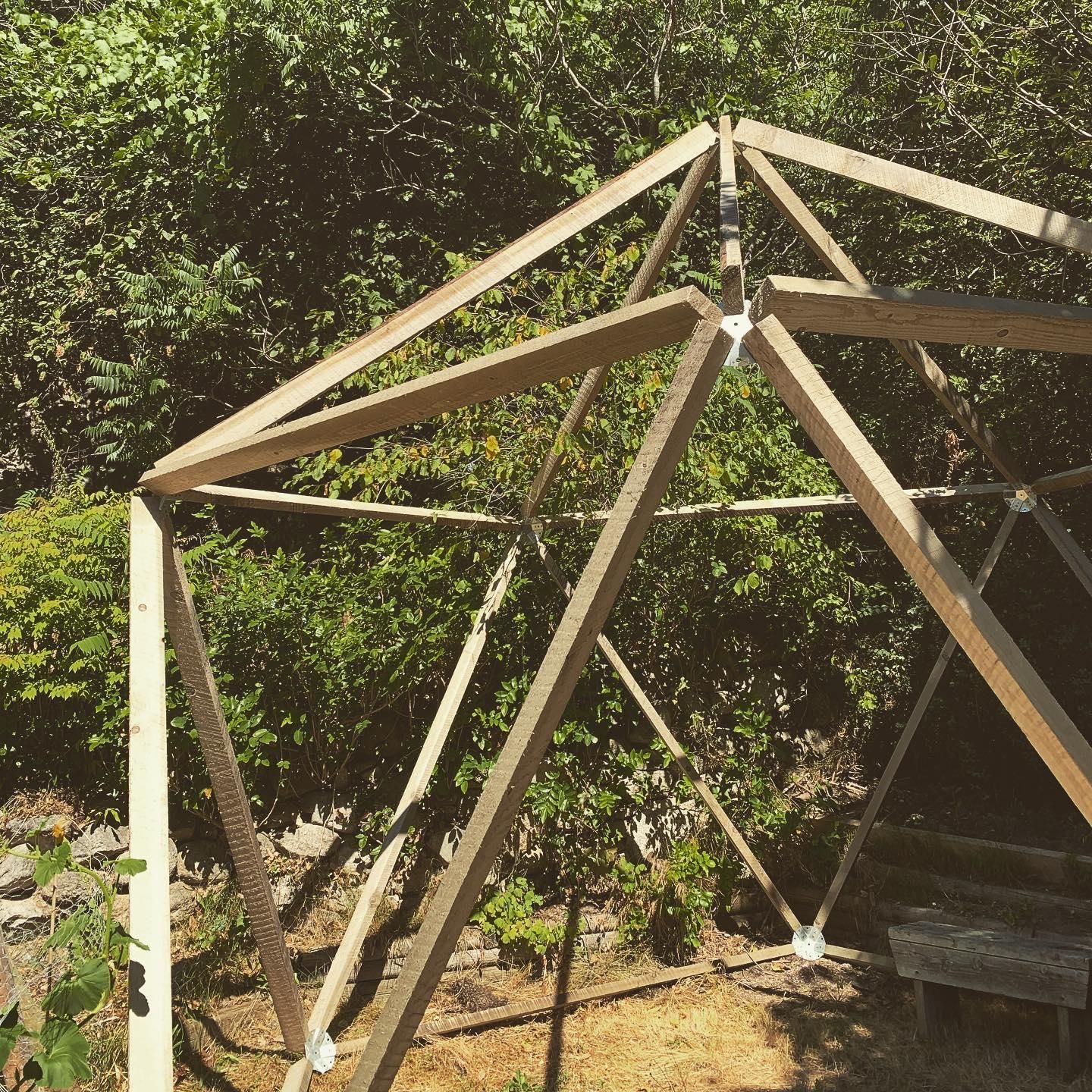 How to Build a Geodesic Dome : 3 Steps - Instructables