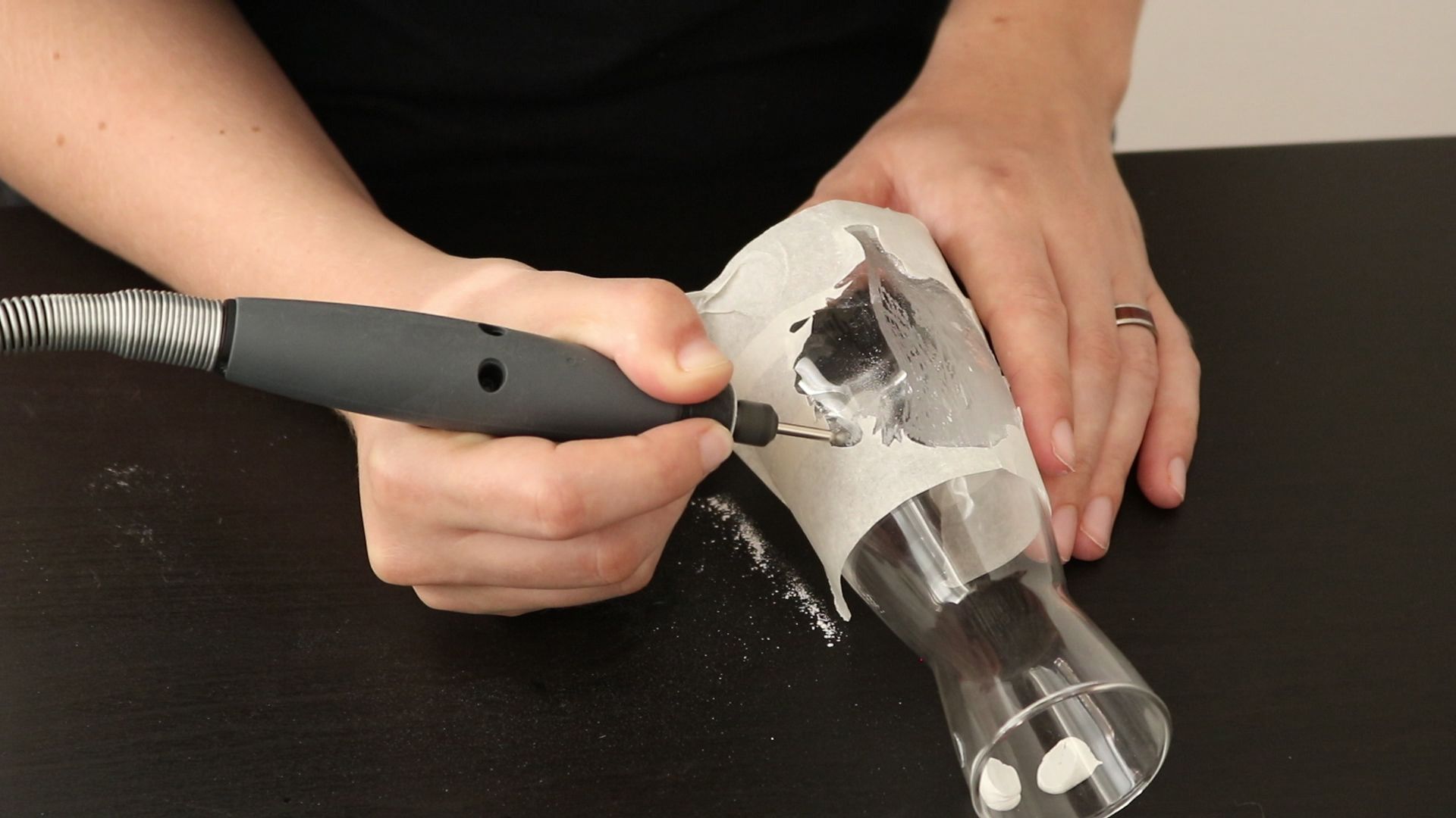 Engraving Glass With a Dremel : 4 Steps (with Pictures) - Instructables
