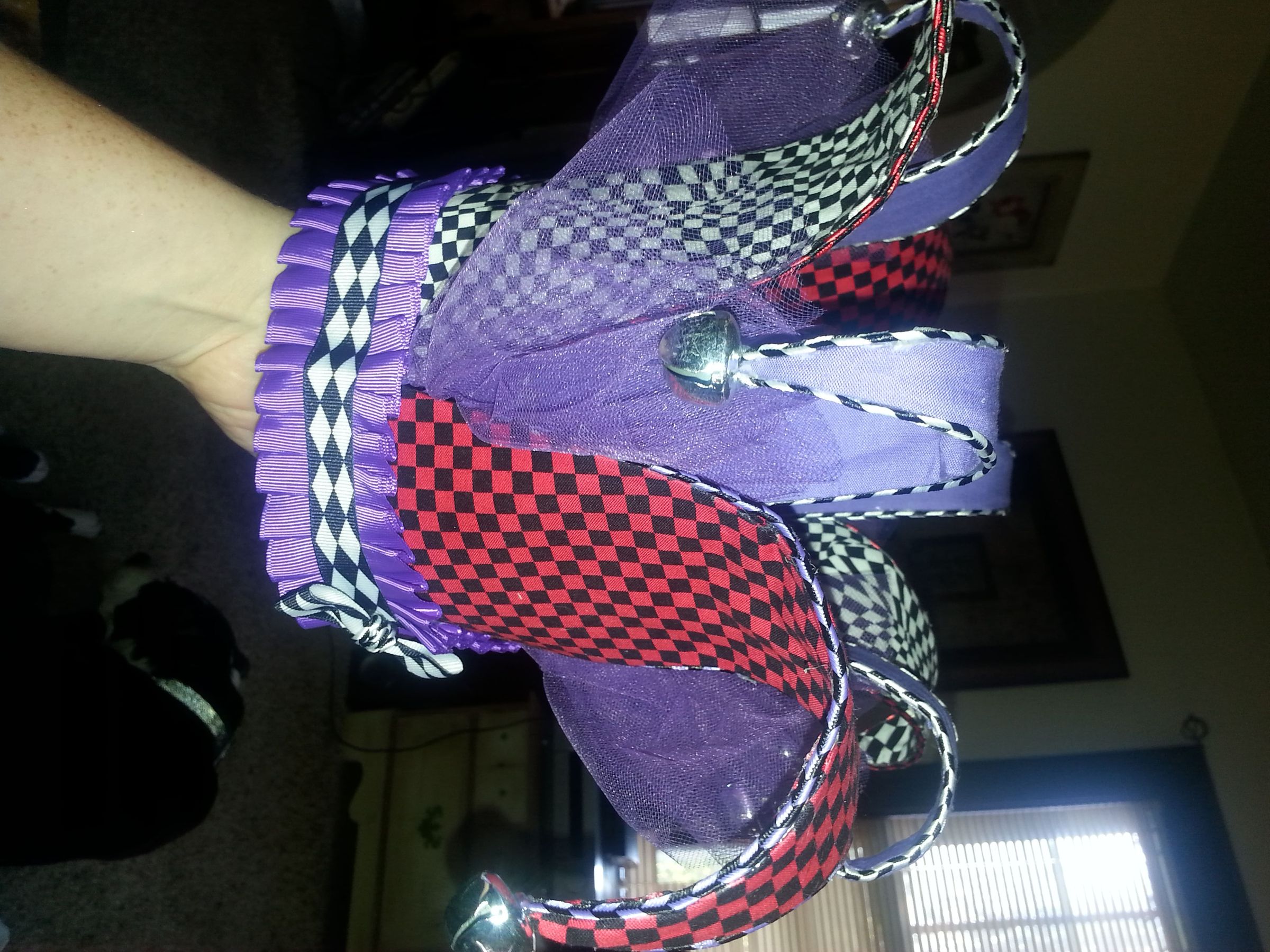 Evil Jester Costume : 4 Steps - Instructables