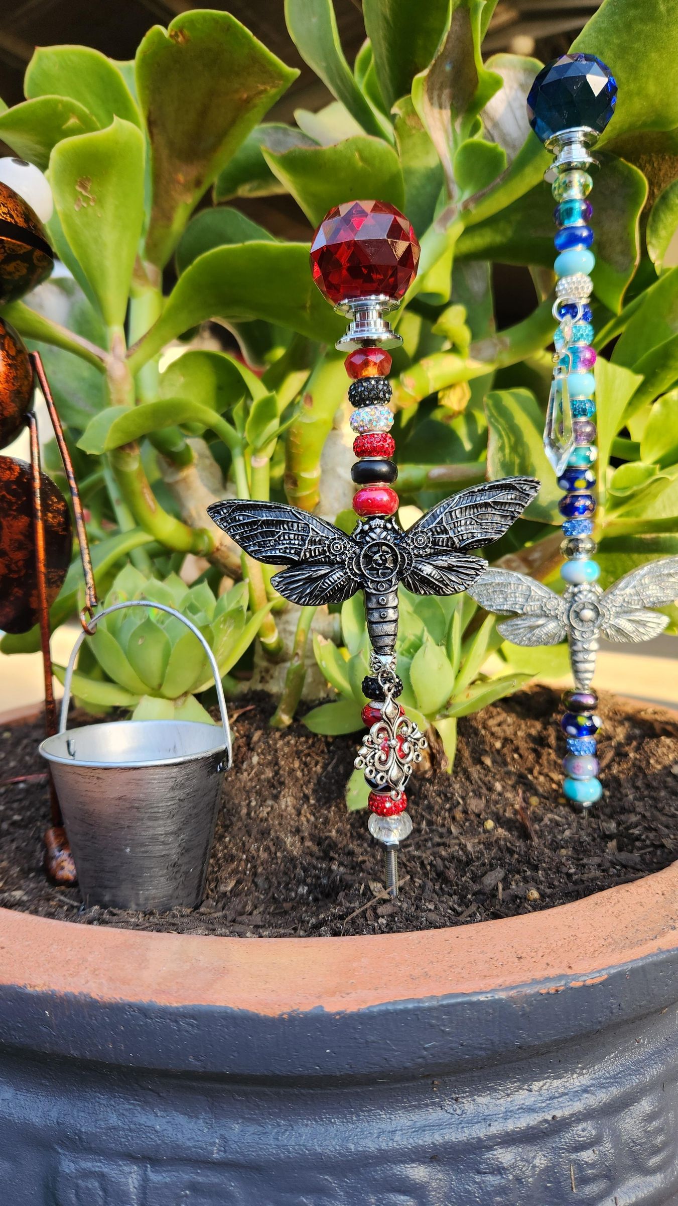 How to Make Beaded Garden Stakes Using Recycled Jewellery : 6 Steps ...