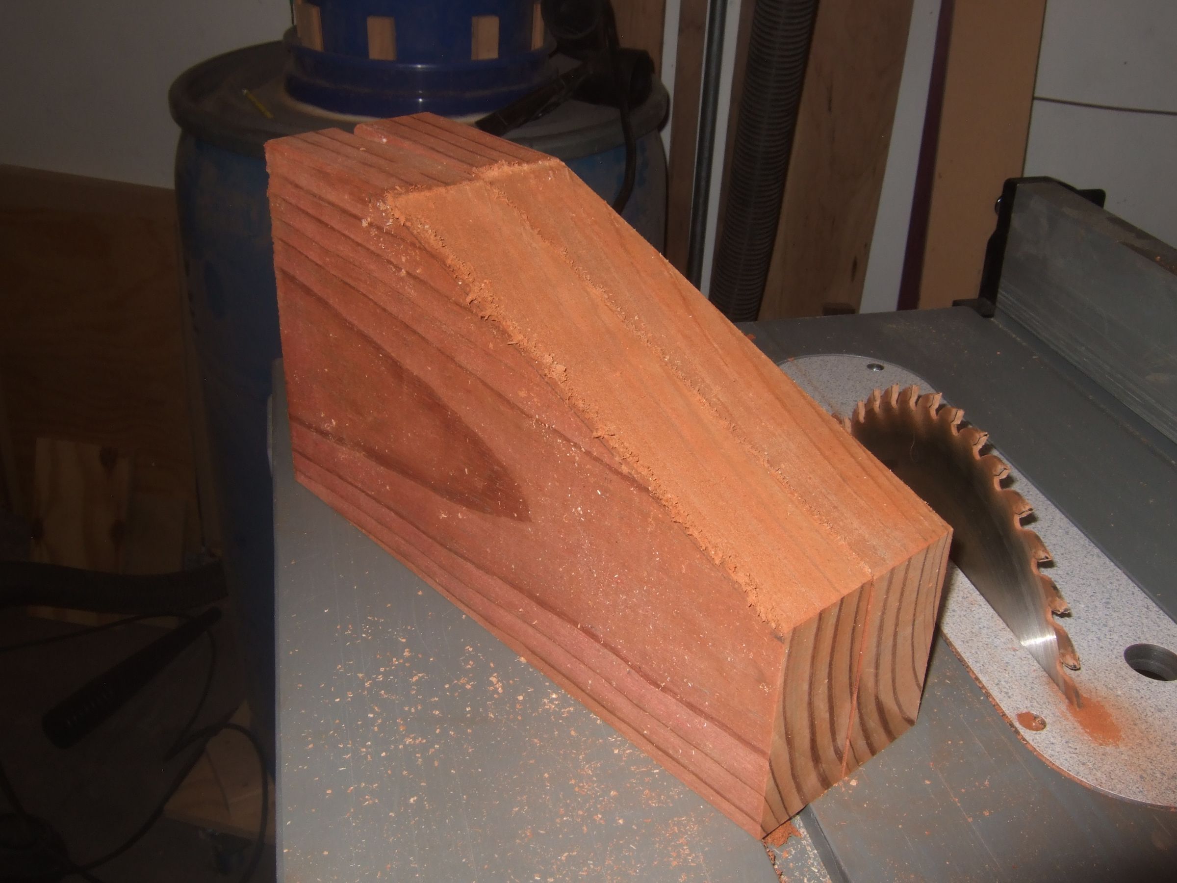 Giraffe Shaped Mailbox : 14 Steps (with Pictures) - Instructables