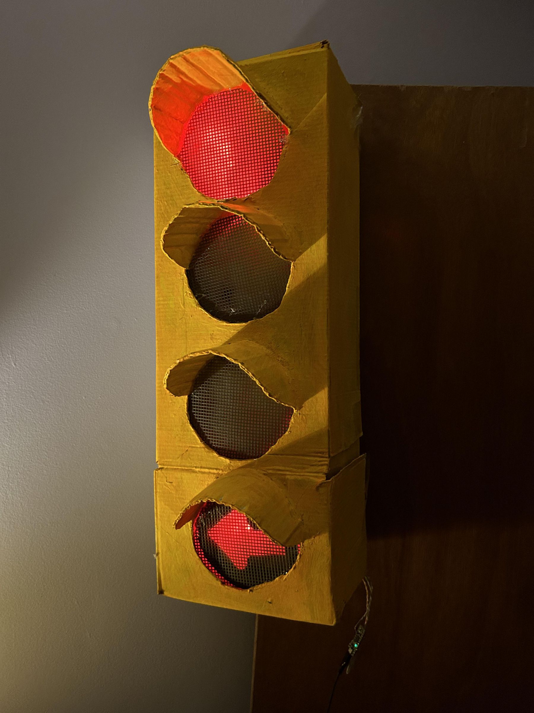 Giant Stoplight Lamp : 3 Steps - Instructables