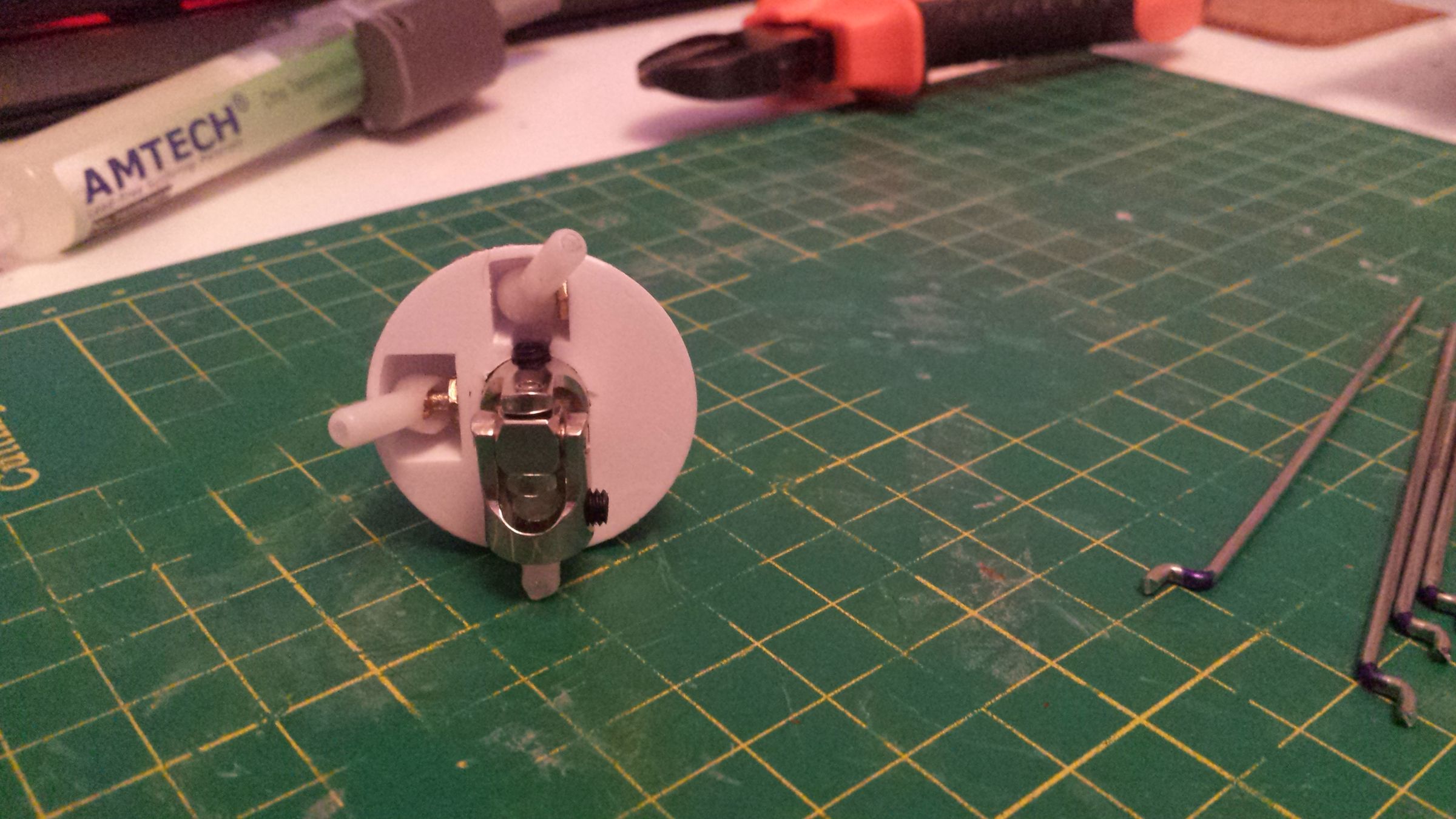 Motion Follow Animatronics Eyes : 8 Steps (with Pictures) - Instructables