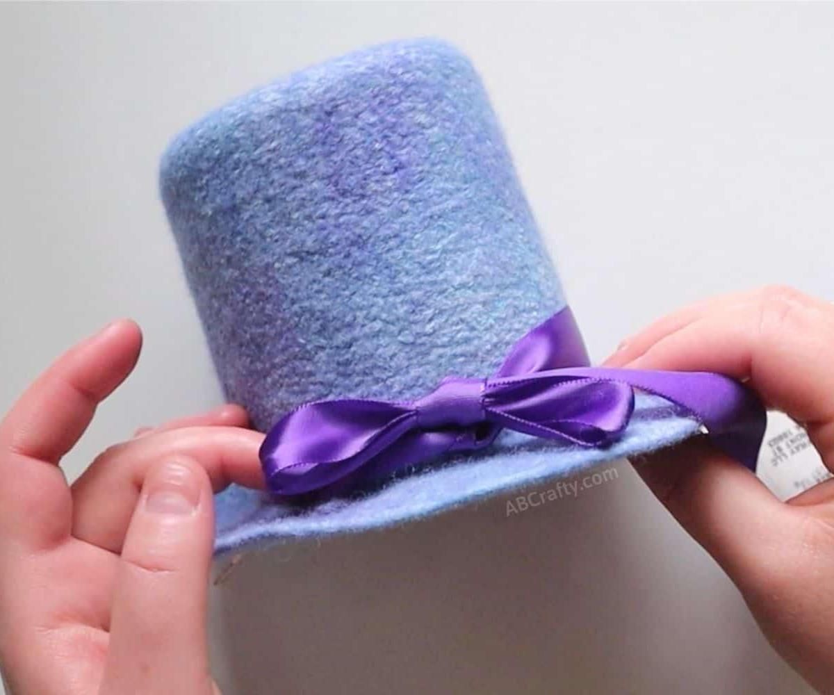 Wet Felted Tiny Top Hat : 18 Steps (with Pictures) - Instructables