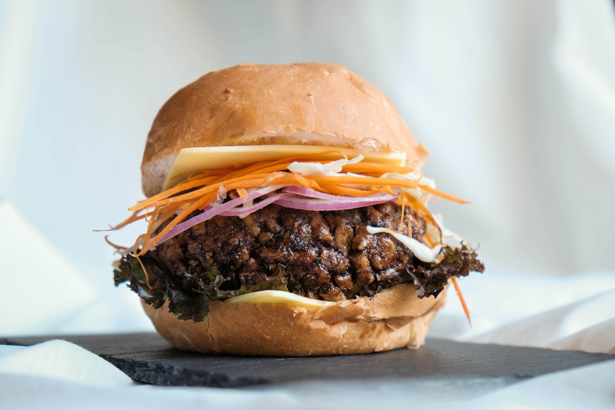 Delicious Meat-free Burgers : 4 Steps (with Pictures) - Instructables