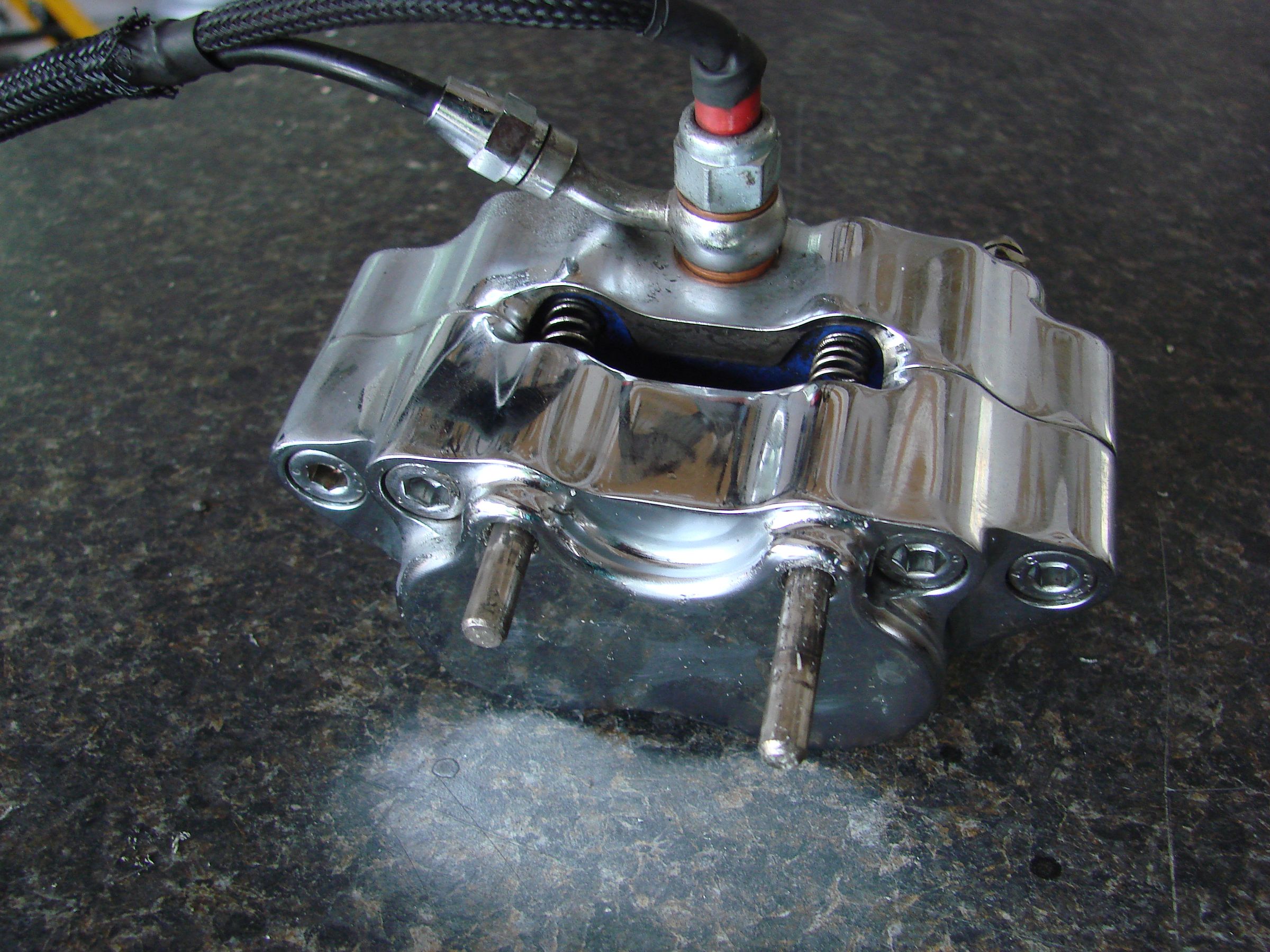 Motorcycle Brake Caliper Repair : 6 Steps (with Pictures) - Instructables