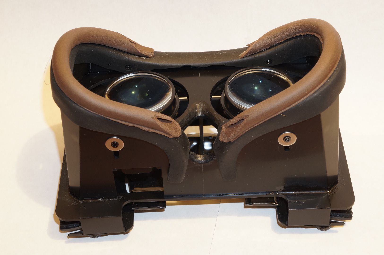 Initial Setup Adjustments for Virtual Reality (VR) Headset : 5 Steps ...