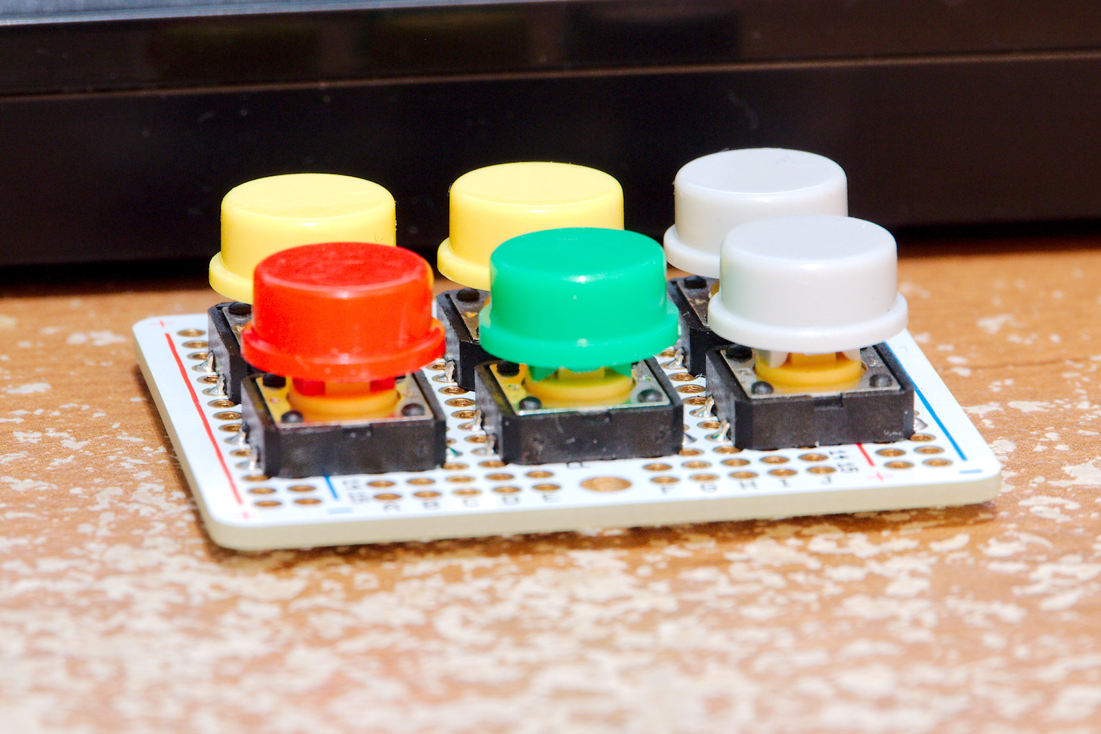 Multimedia Keypad : 10 Steps - Instructables