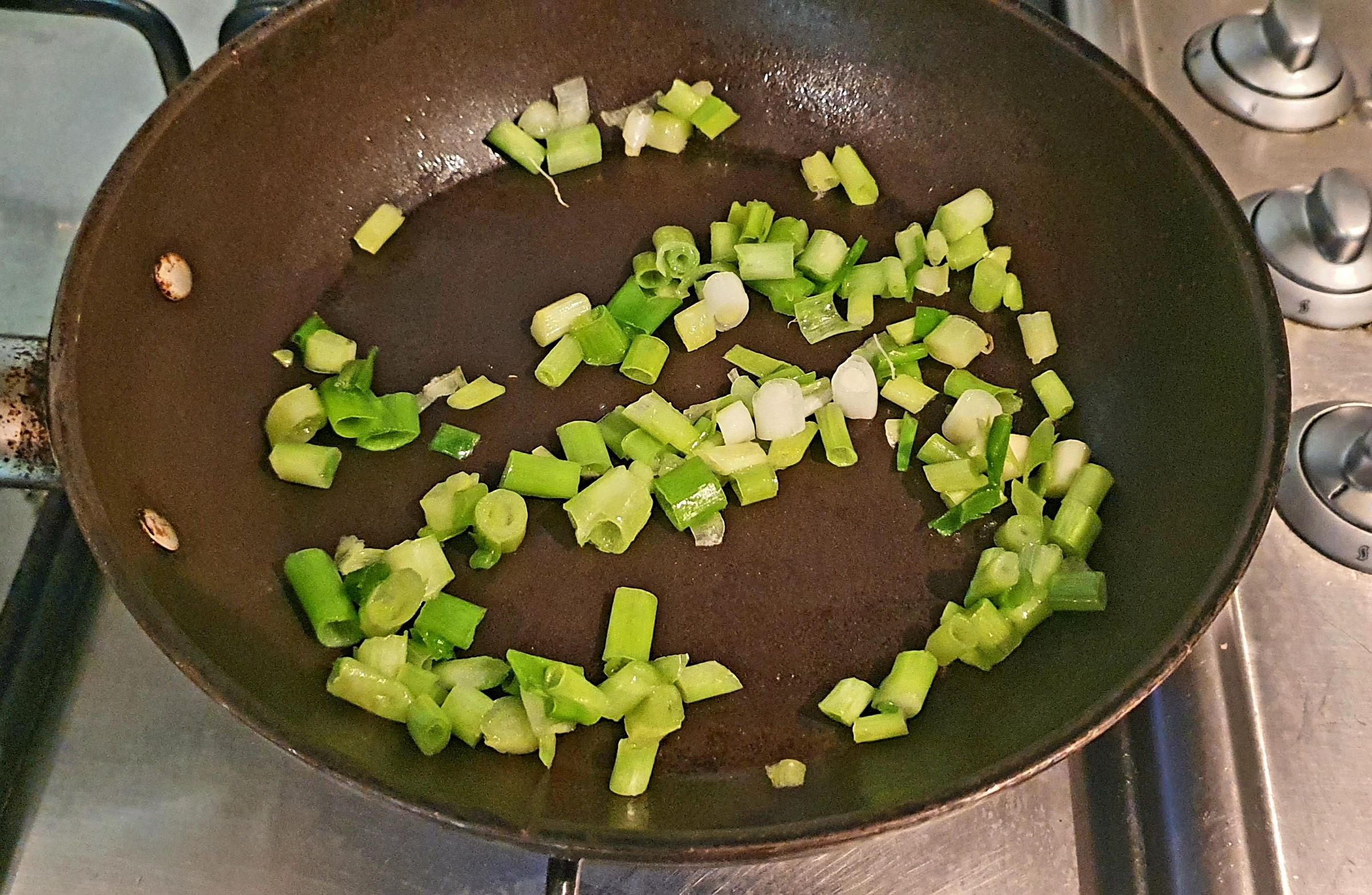 Re-growing Spring Onions : 8 Steps (with Pictures) - Instructables