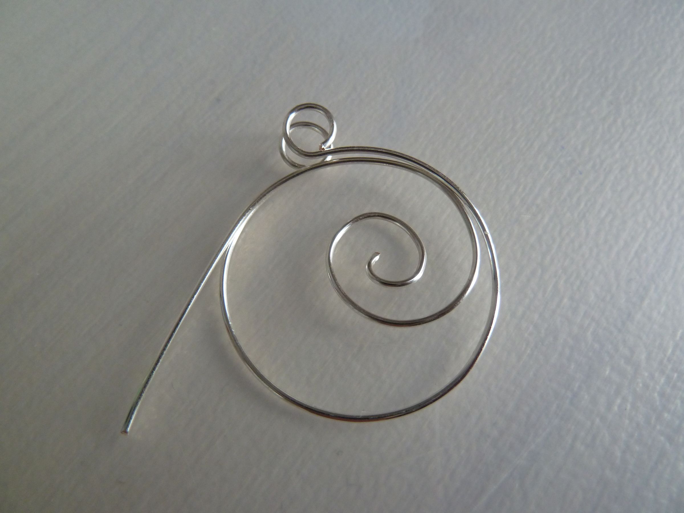 Triple Swirl Wirework Pendant : 17 Steps (with Pictures) - Instructables