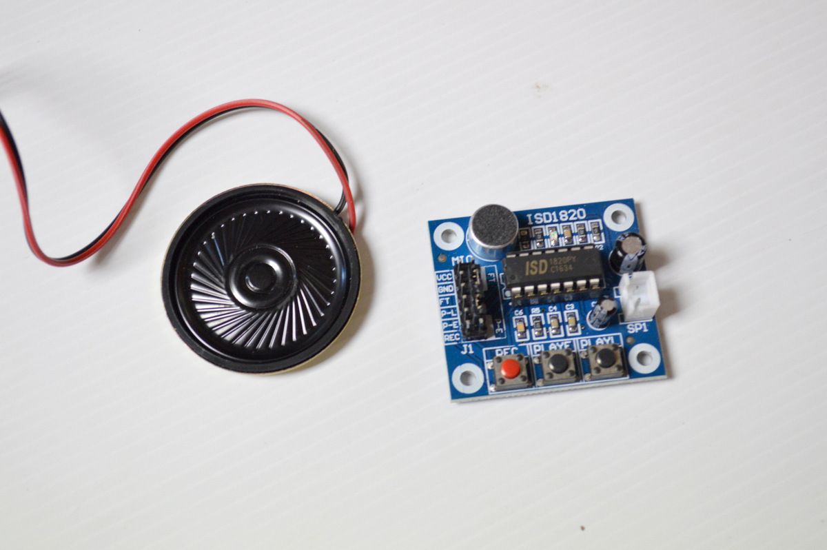 Sound Bending Machine - Intro to Circuit Bending : 9 Steps (with Pictures) - Instructables