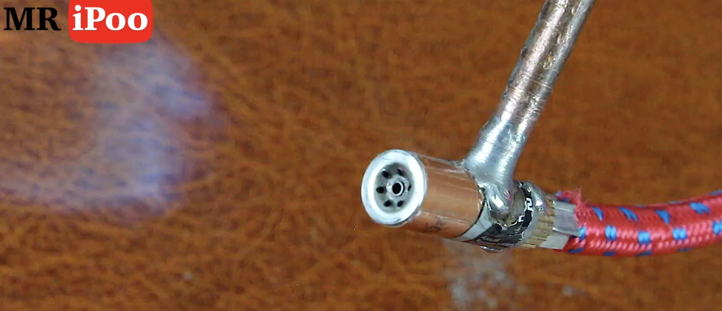 AAA Battery Burner Flame 3560 Fahrenheit : 10 Steps - Instructables