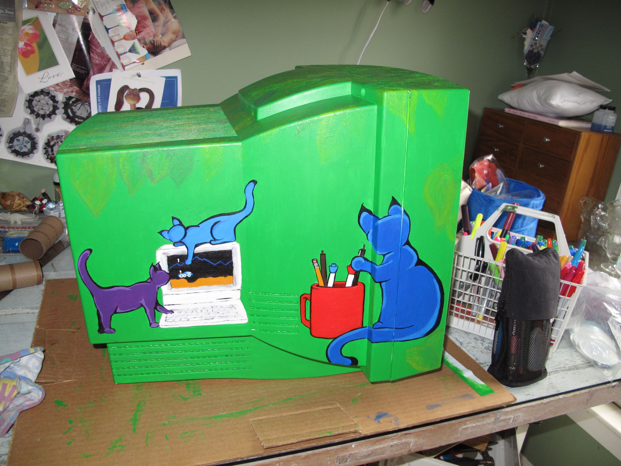 Make a Cat Bed From a Computer Monitor : 13 Steps (with Pictures ...