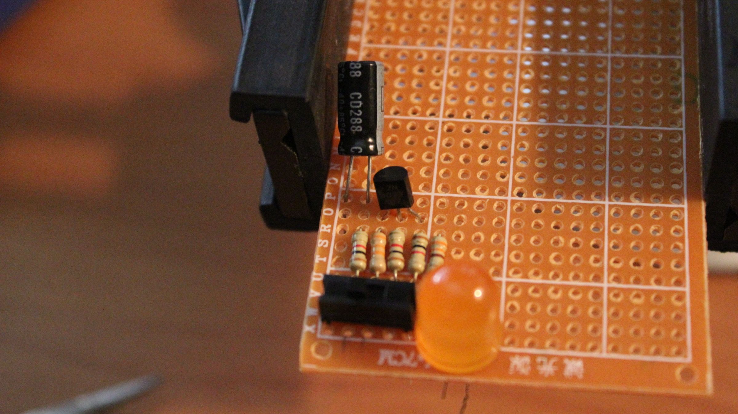 How to Make an Led Pulse Circuit : 3 Steps - Instructables