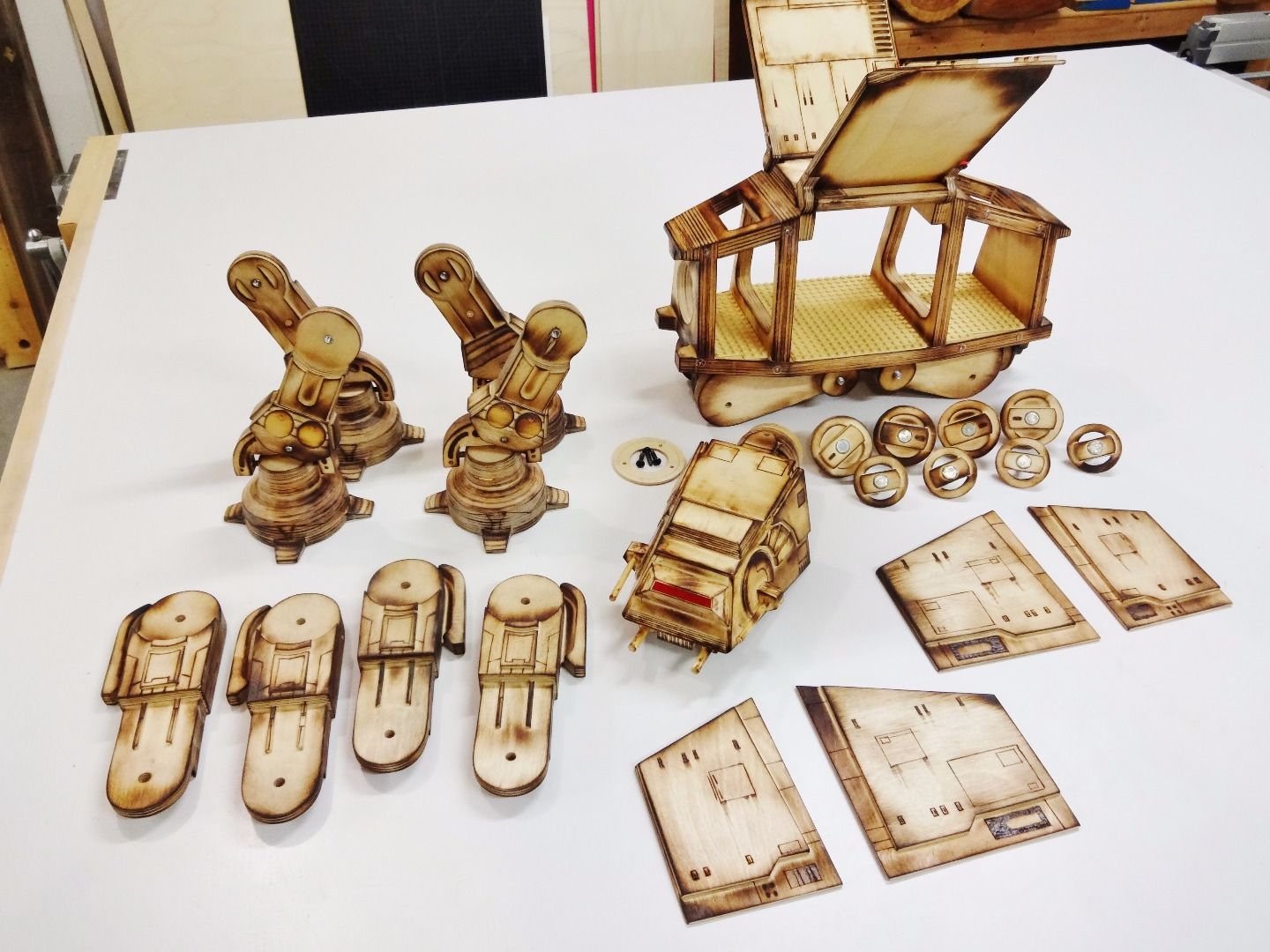 Wooden AT-AT Walker : 37 Steps (with Pictures) - Instructables