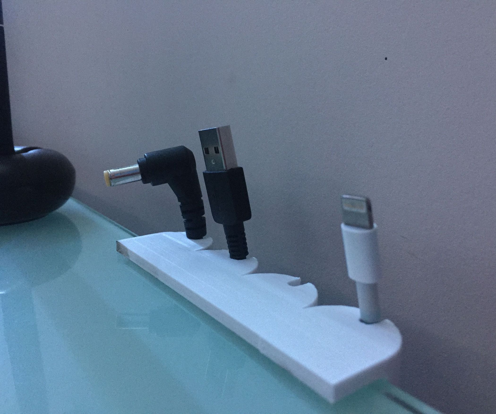 Simple Cable Holder : 4 Steps (with Pictures) - Instructables