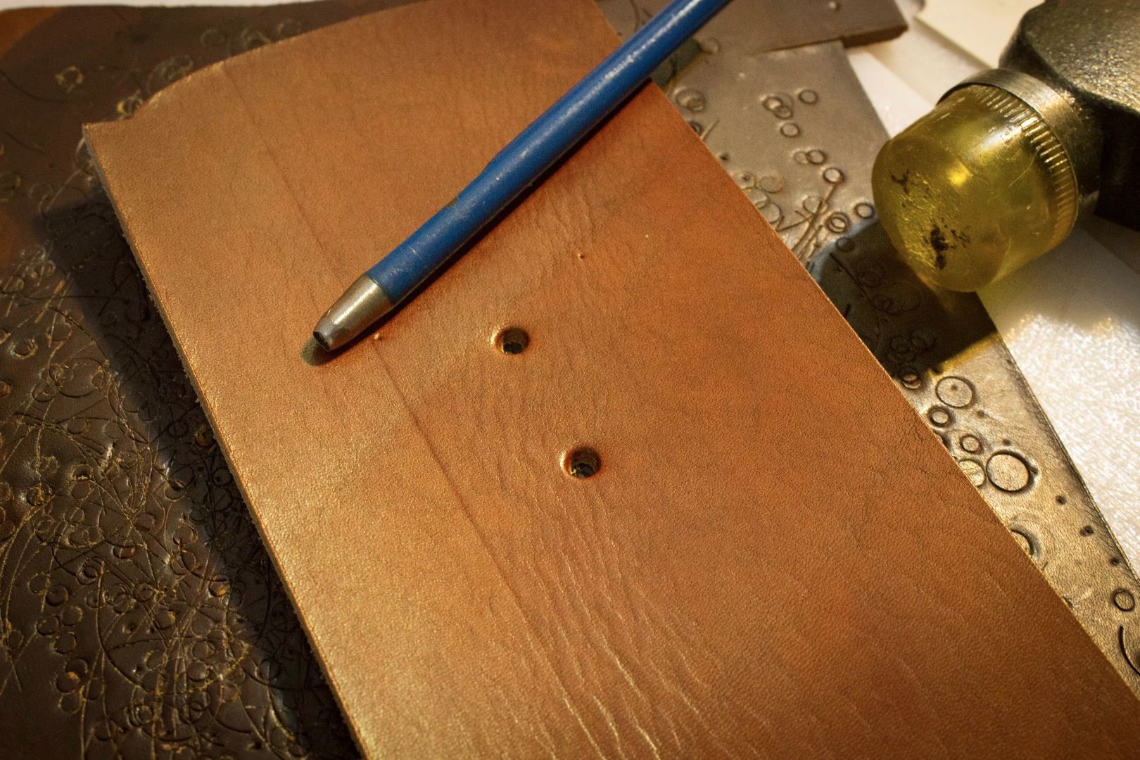 Tooled Leather Briefcase : 26 Steps (with Pictures) - Instructables