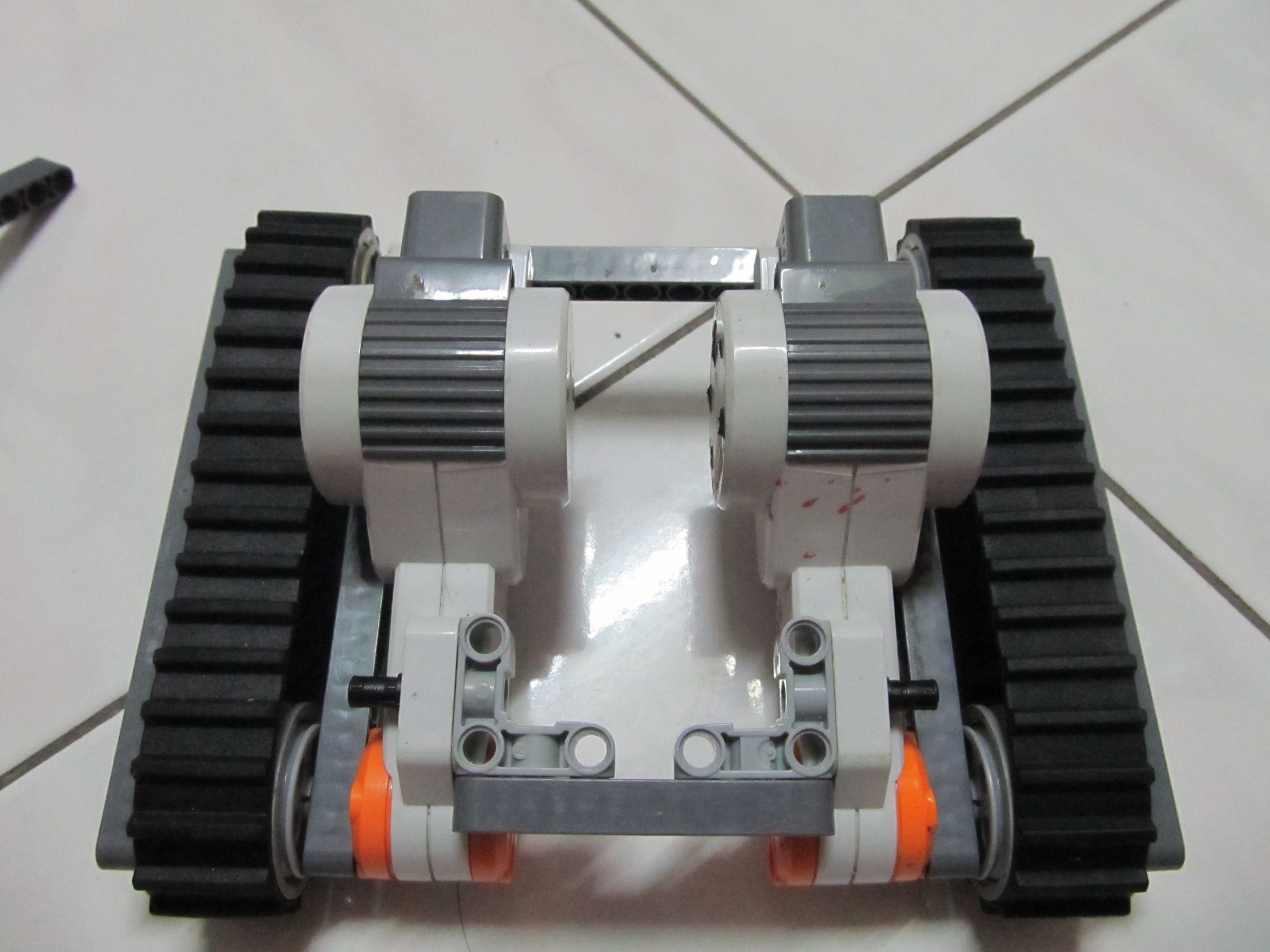 Lego Quick and Easy Spybot : 4 Steps - Instructables