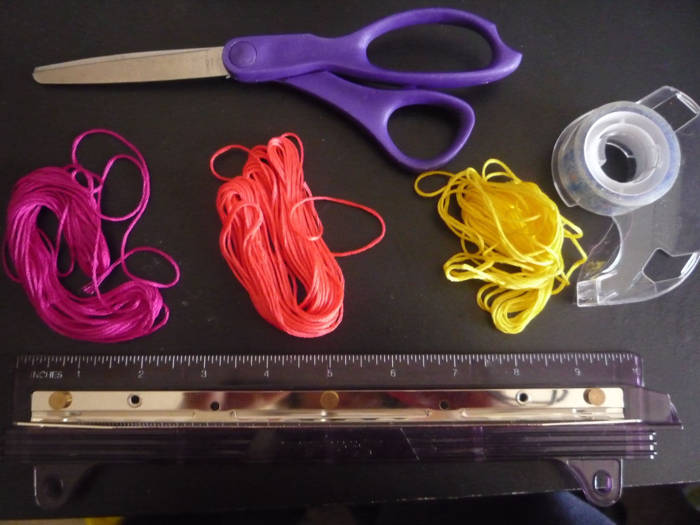 How to Make a Spiral Friendship Bracelet : 8 Steps - Instructables