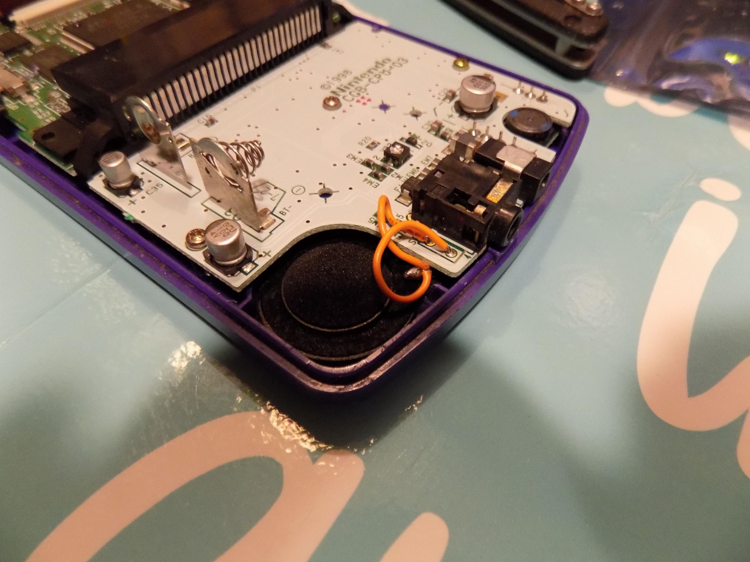 Game Boy Color Upgrade Speaker DS : 3 Steps - Instructables
