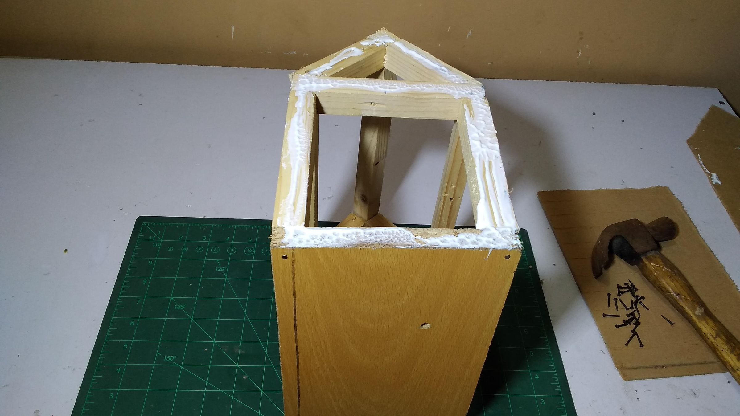 How to Make Bird House : 8 Steps (with Pictures) - Instructables