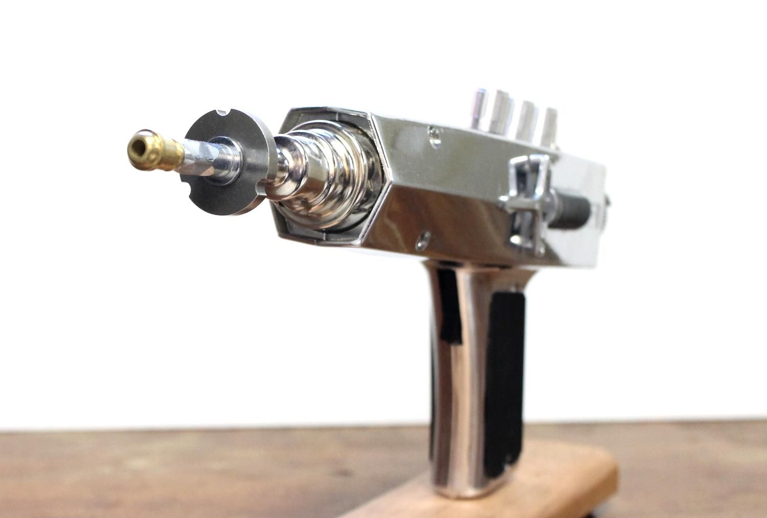 Build a Ray Gun With Sound Effects : 14 Steps (with Pictures ...
