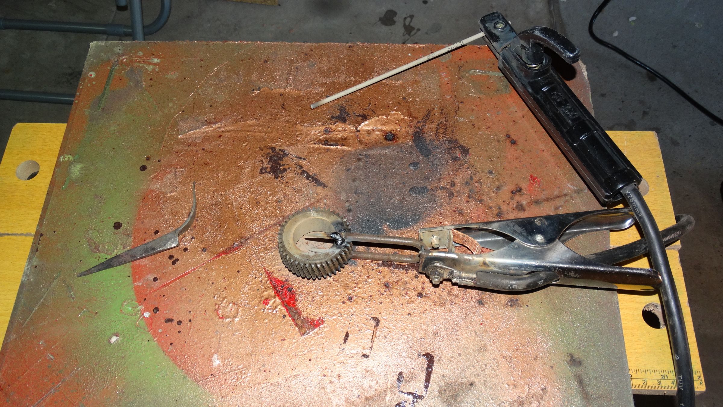 Welding Scrap Metal Motorcycle : 4 Steps - Instructables