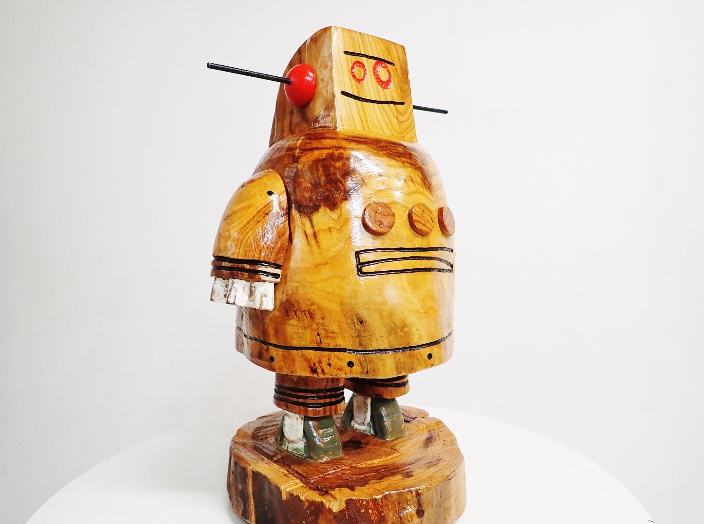 Carved Wood Instructables Robot : 16 Steps (with Pictures) - Instructables