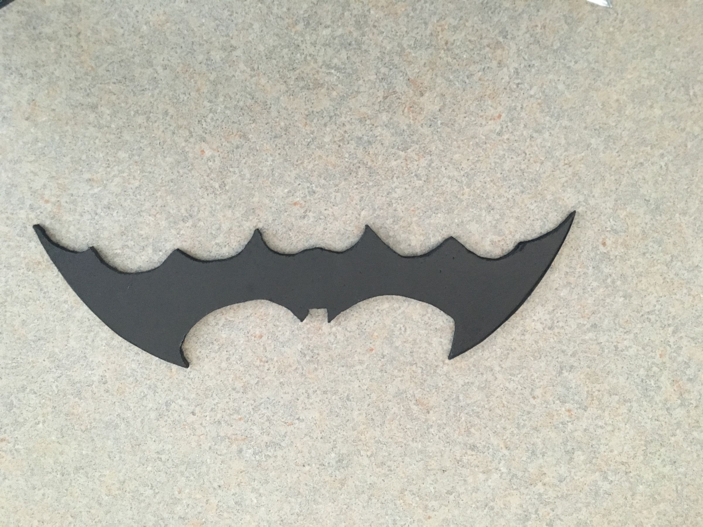 Batarang : 6 Steps - Instructables