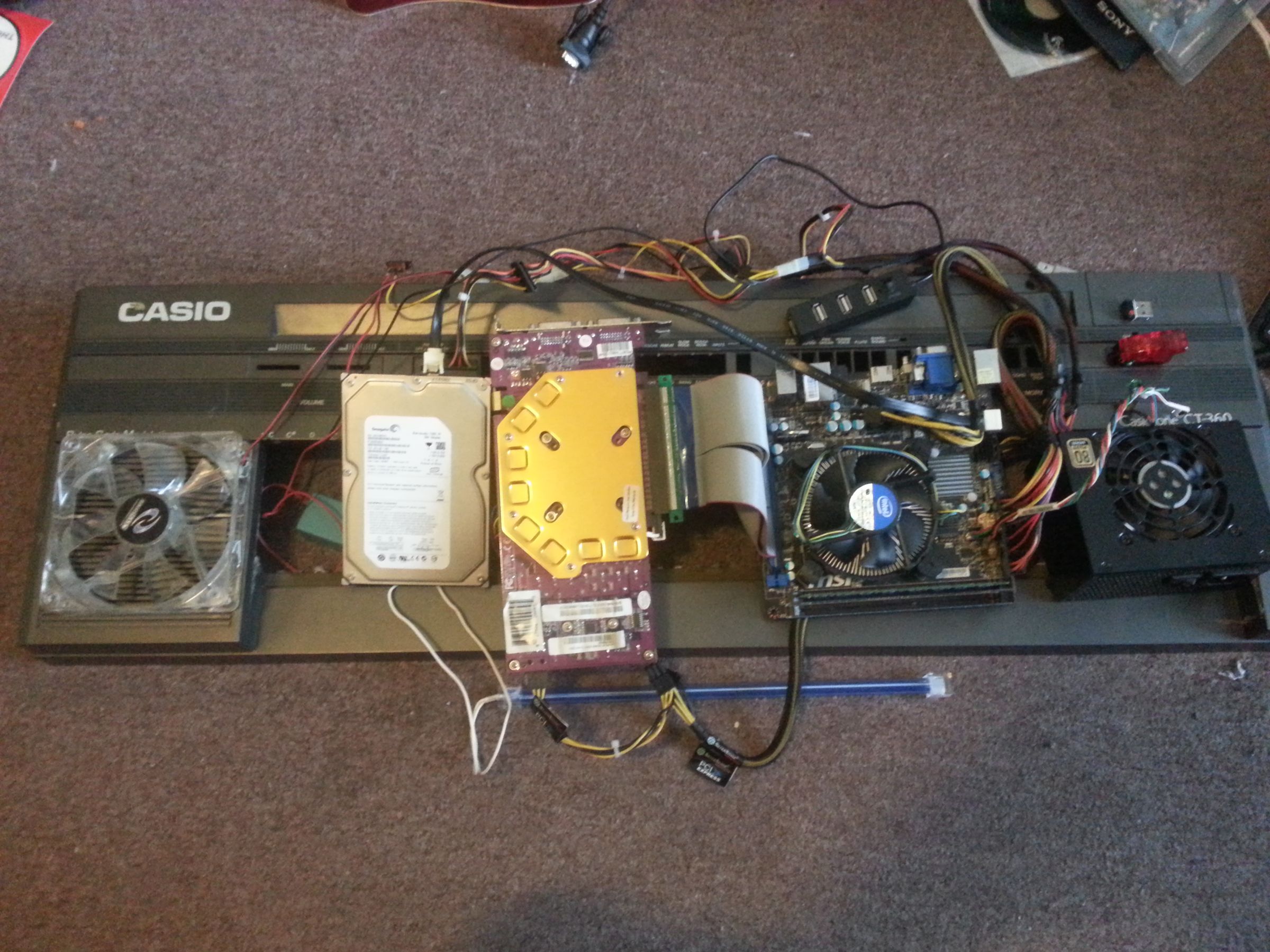 Portable PC Project Inspired by Shadowrun Cyberdeck : 4 Steps ...