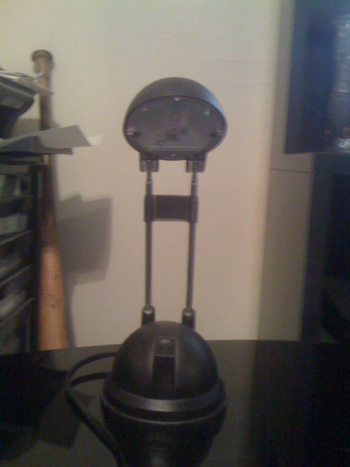 Halogen Lamp LED Retrofit : 6 Steps - Instructables